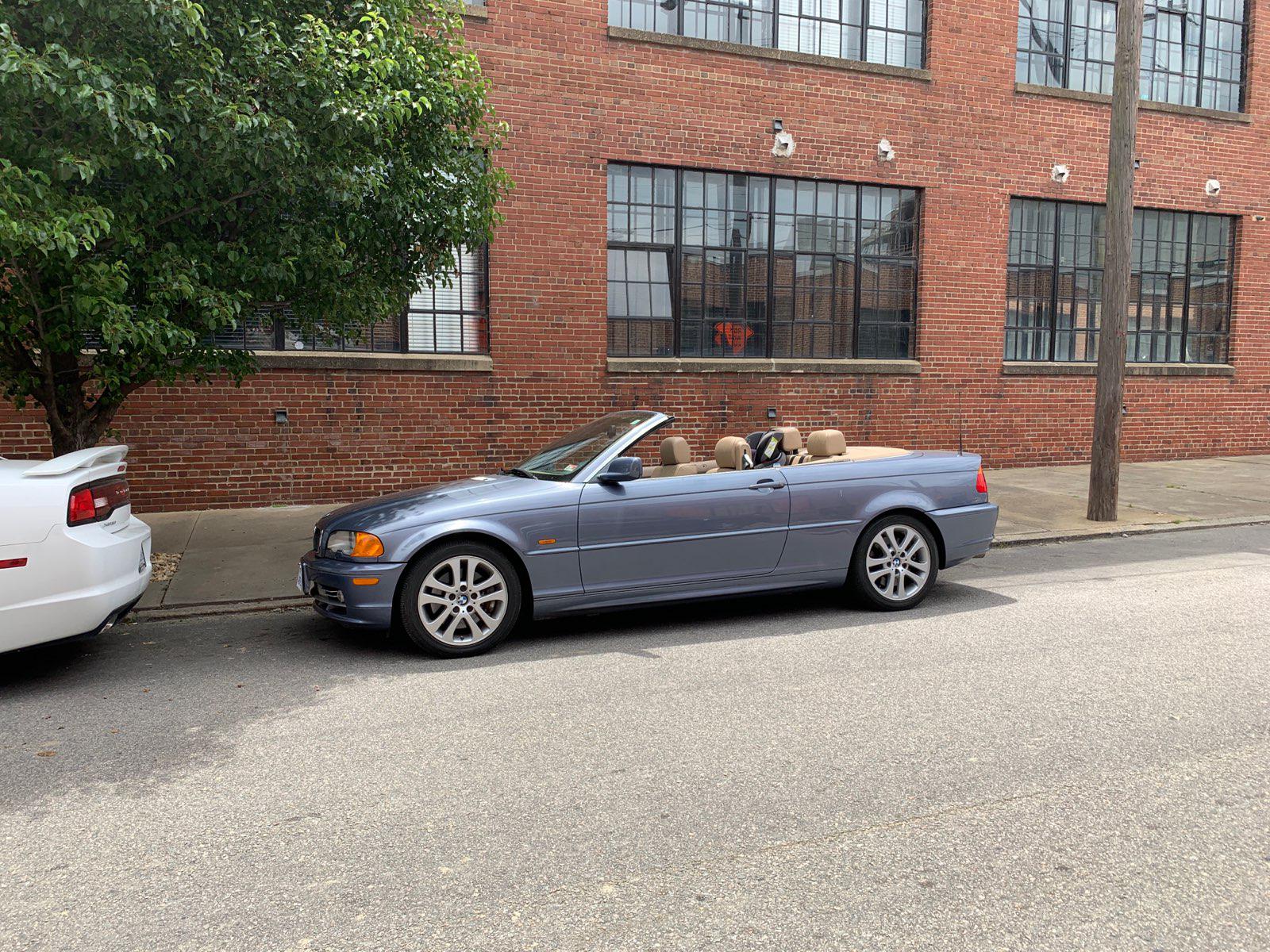 My new-to-me stahlblau 330Ci 5MT convertible | Scrolller