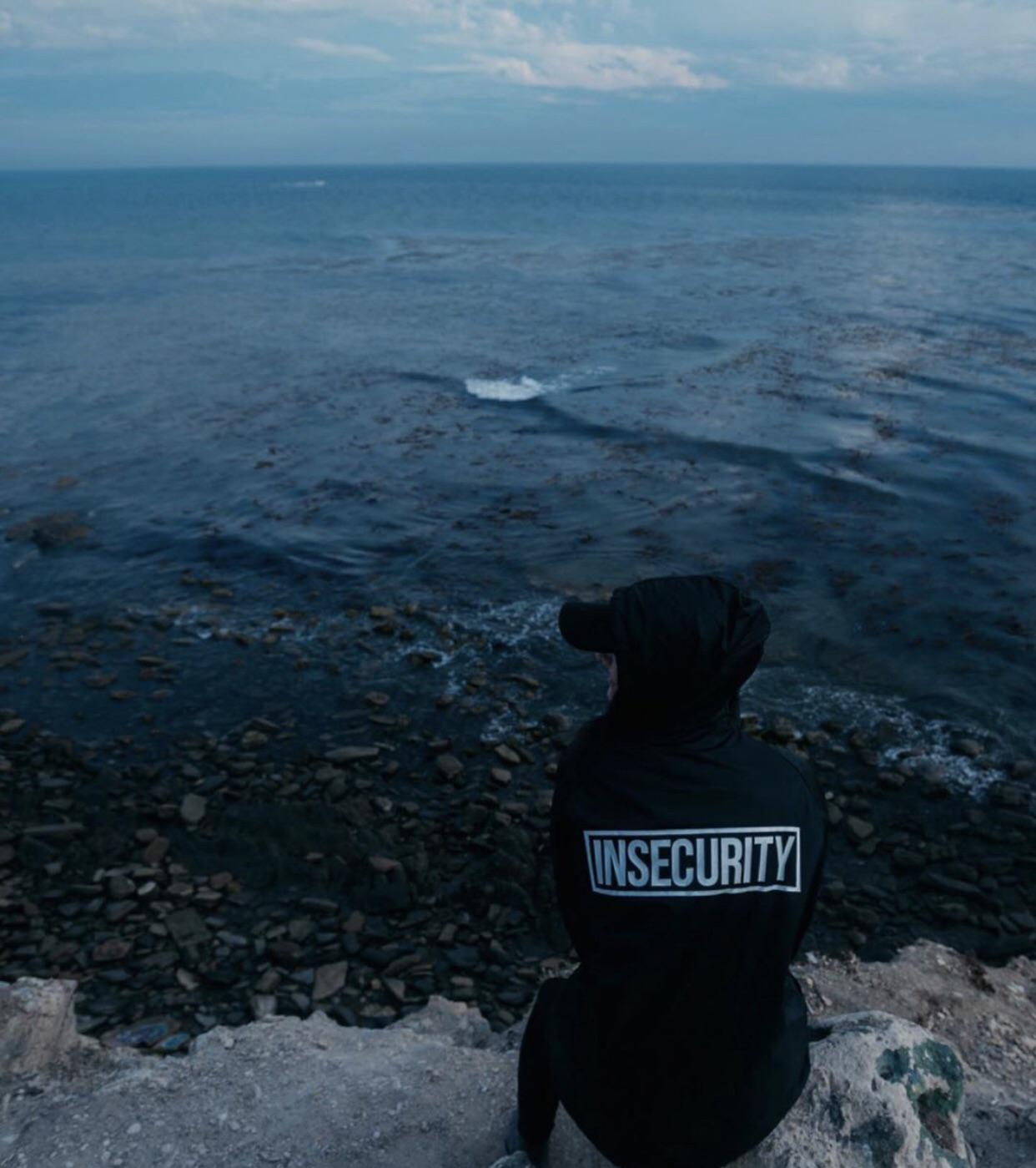 My new windbreaker explains everything 😞 | Scrolller