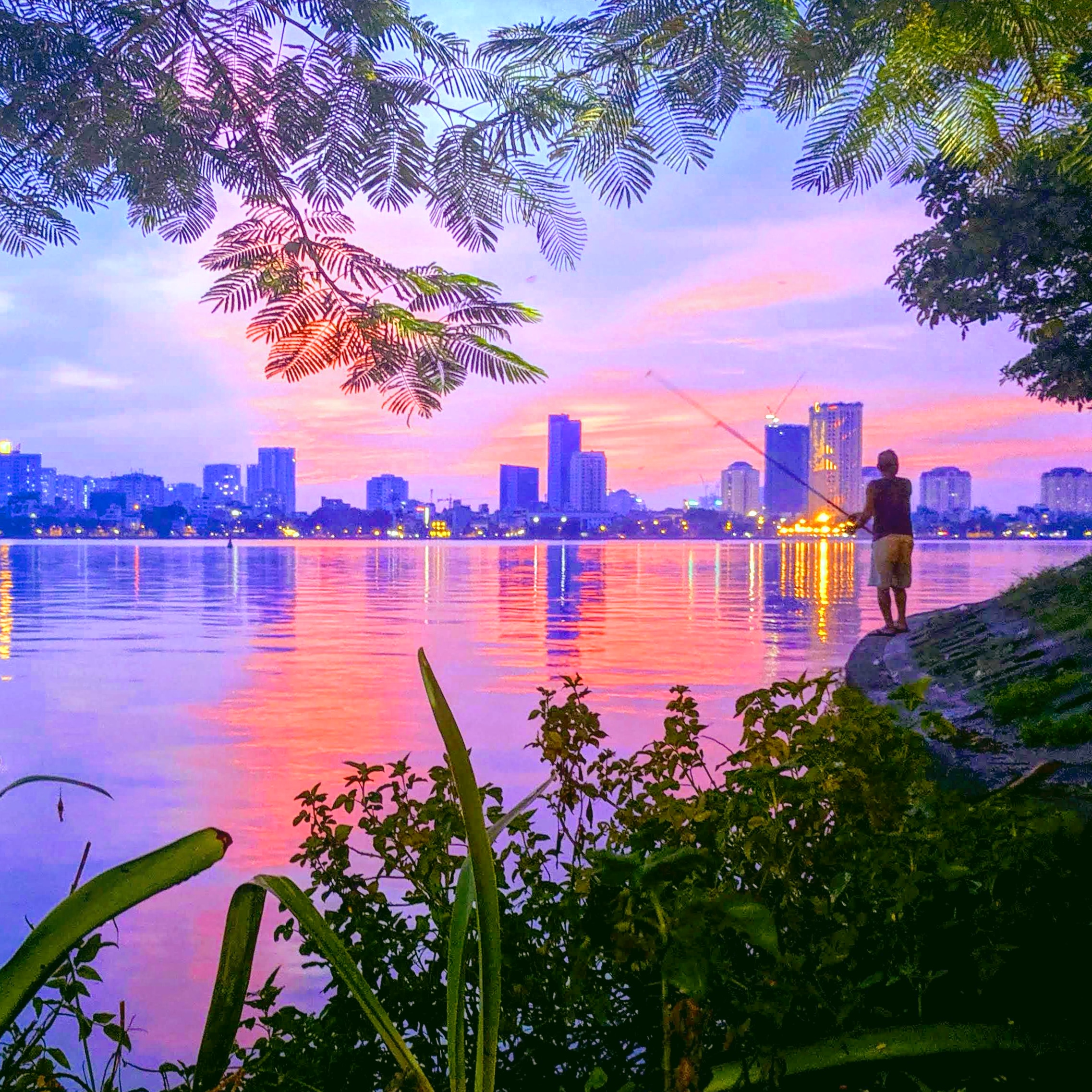 My partner took this beautiful photo of the sunset in Tay Ho, Ha Noi. Magical! | Scrolller