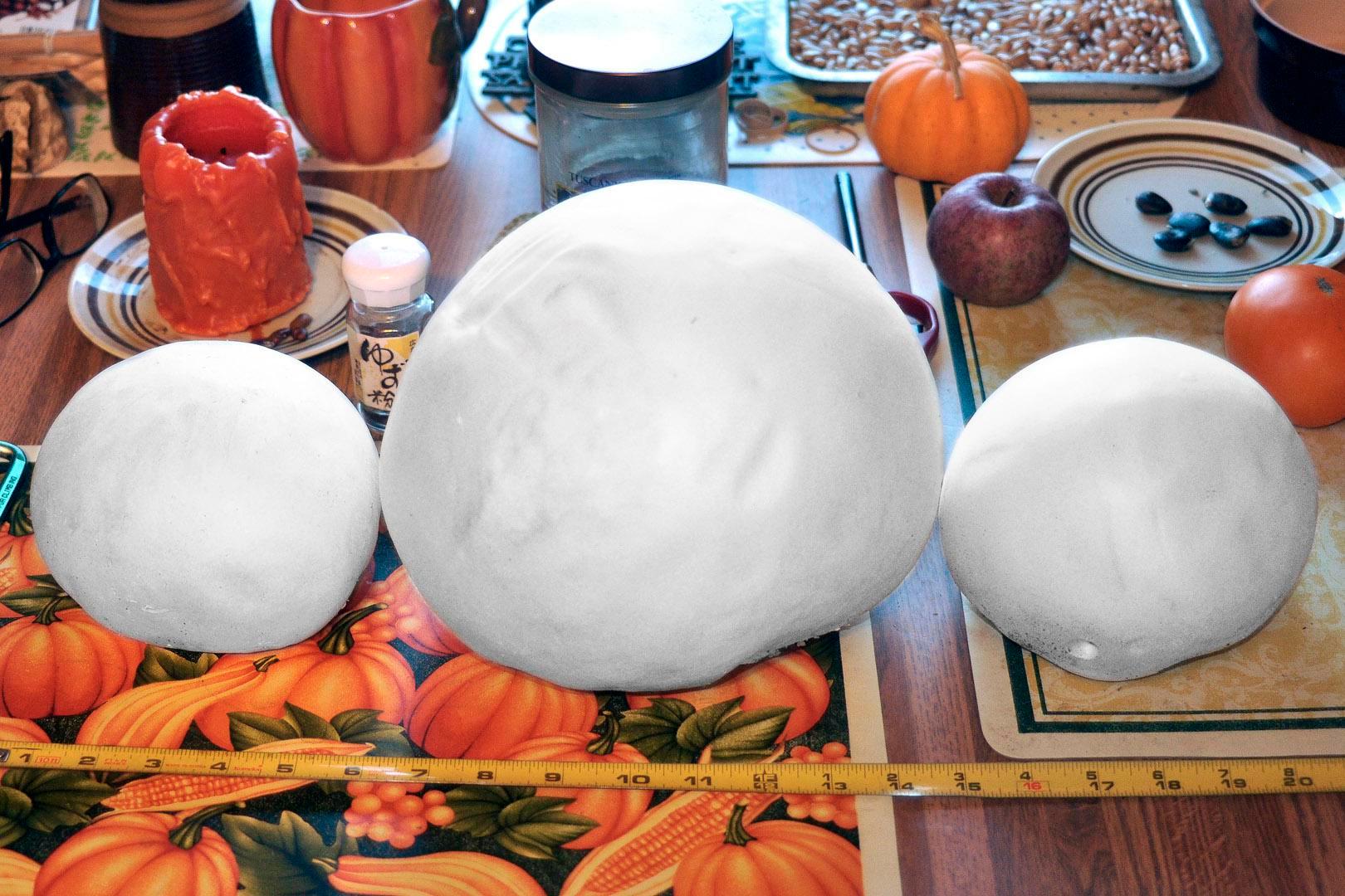 My prize puffballs from a couple years ago. | Scrolller