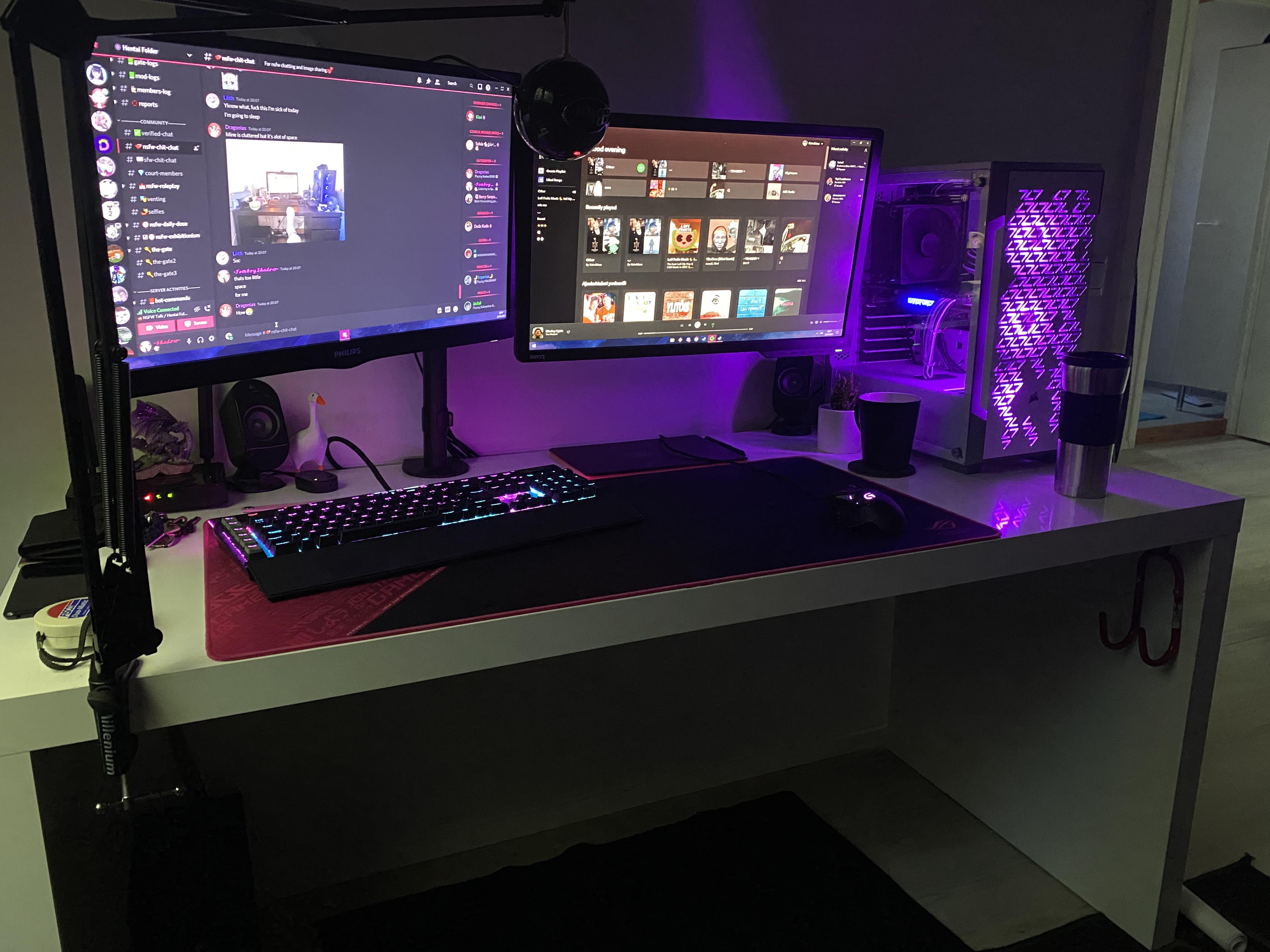 My setup | Scrolller