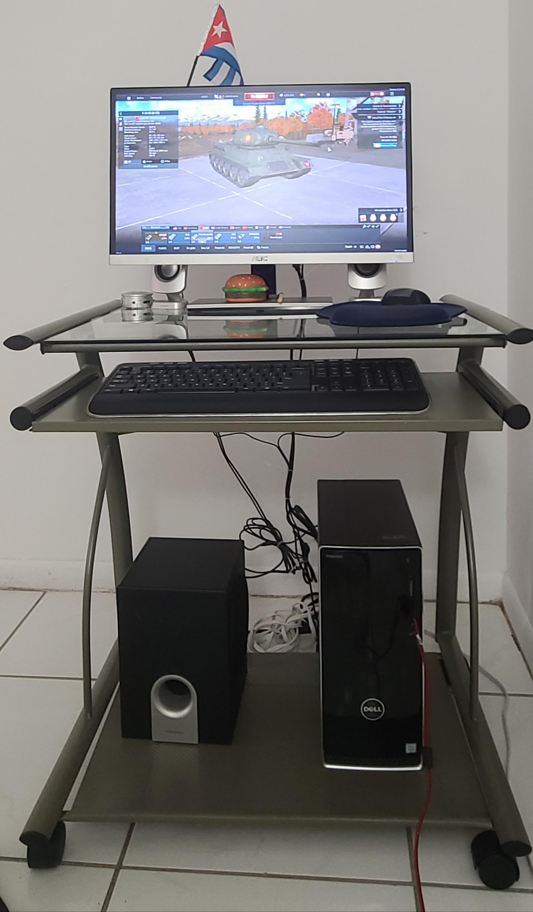 My setup | Scrolller