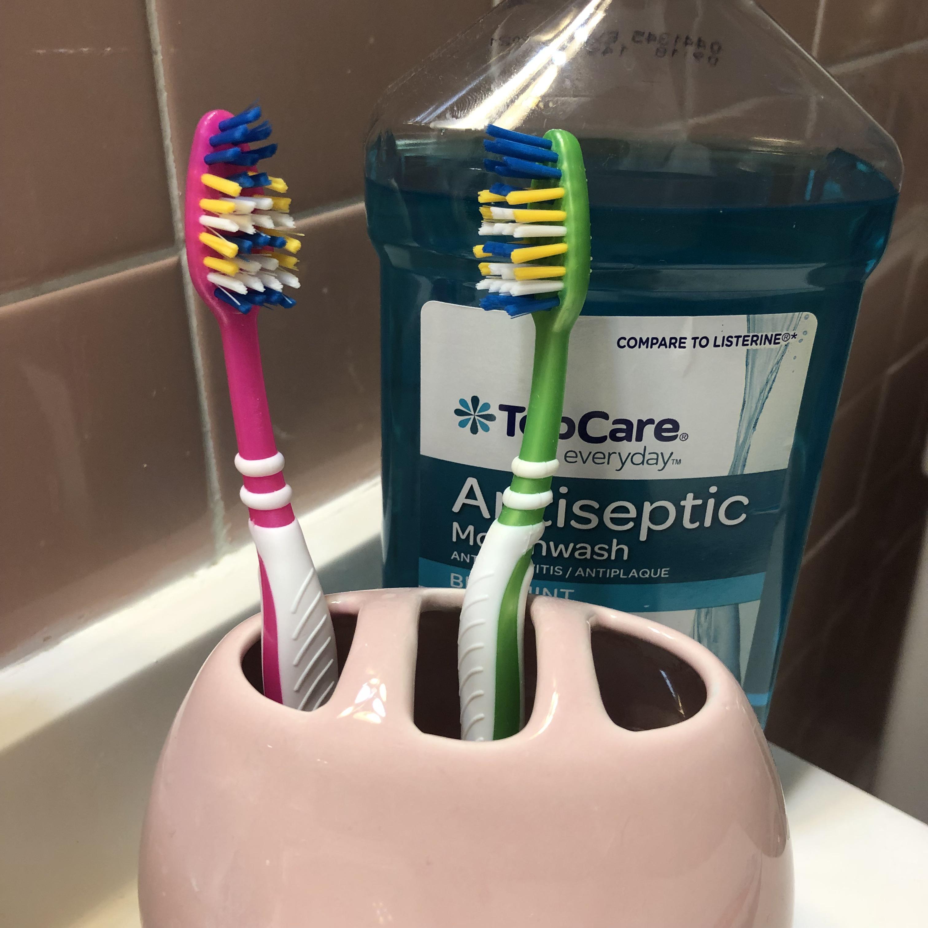 my shiny teeth and me | Scrolller