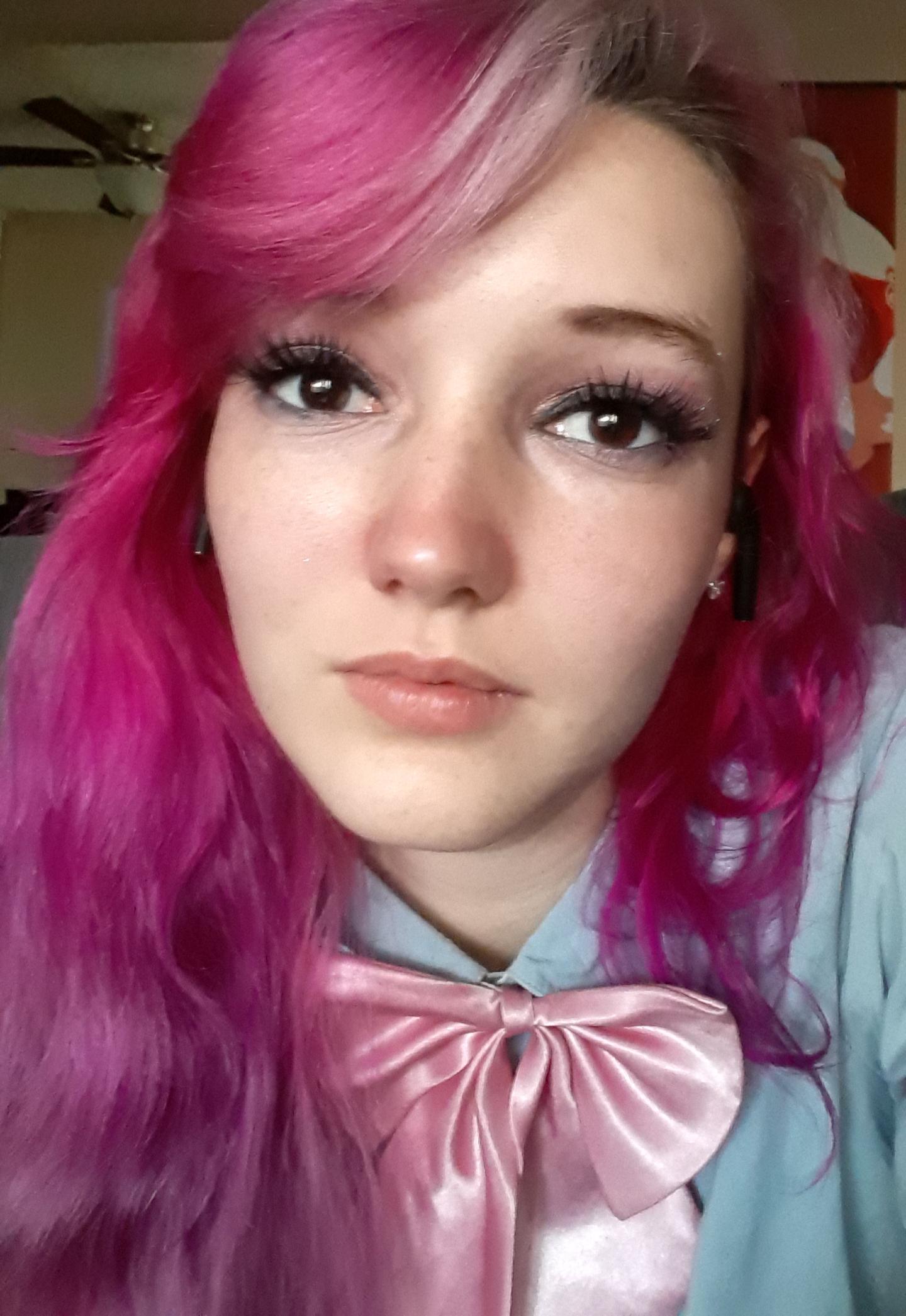My Simple Cute Doll Pink Look Scrolller
