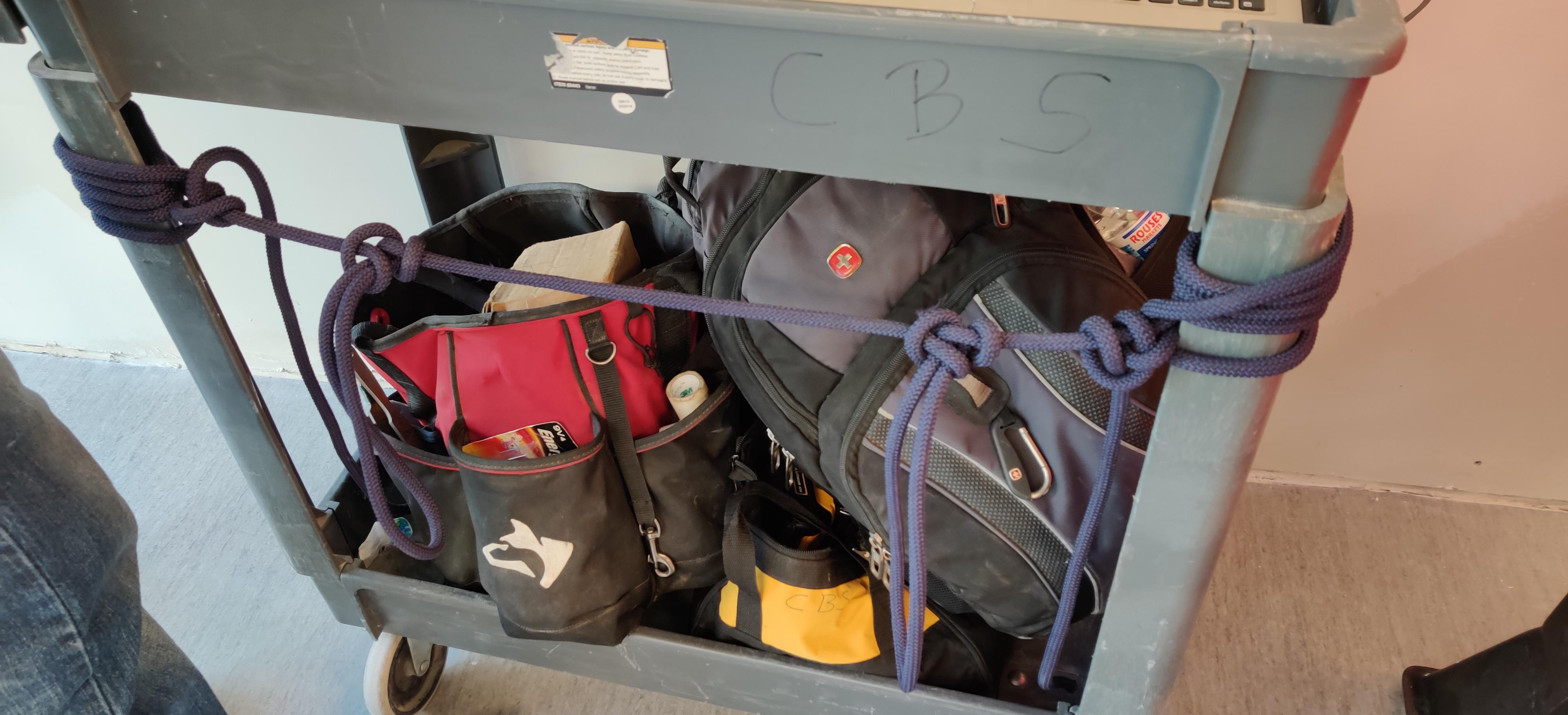 My sling setup at work. It consists of two icicle hitches in the sides ... My sling setup at work. It consists of two icicle hitches in the sides ...