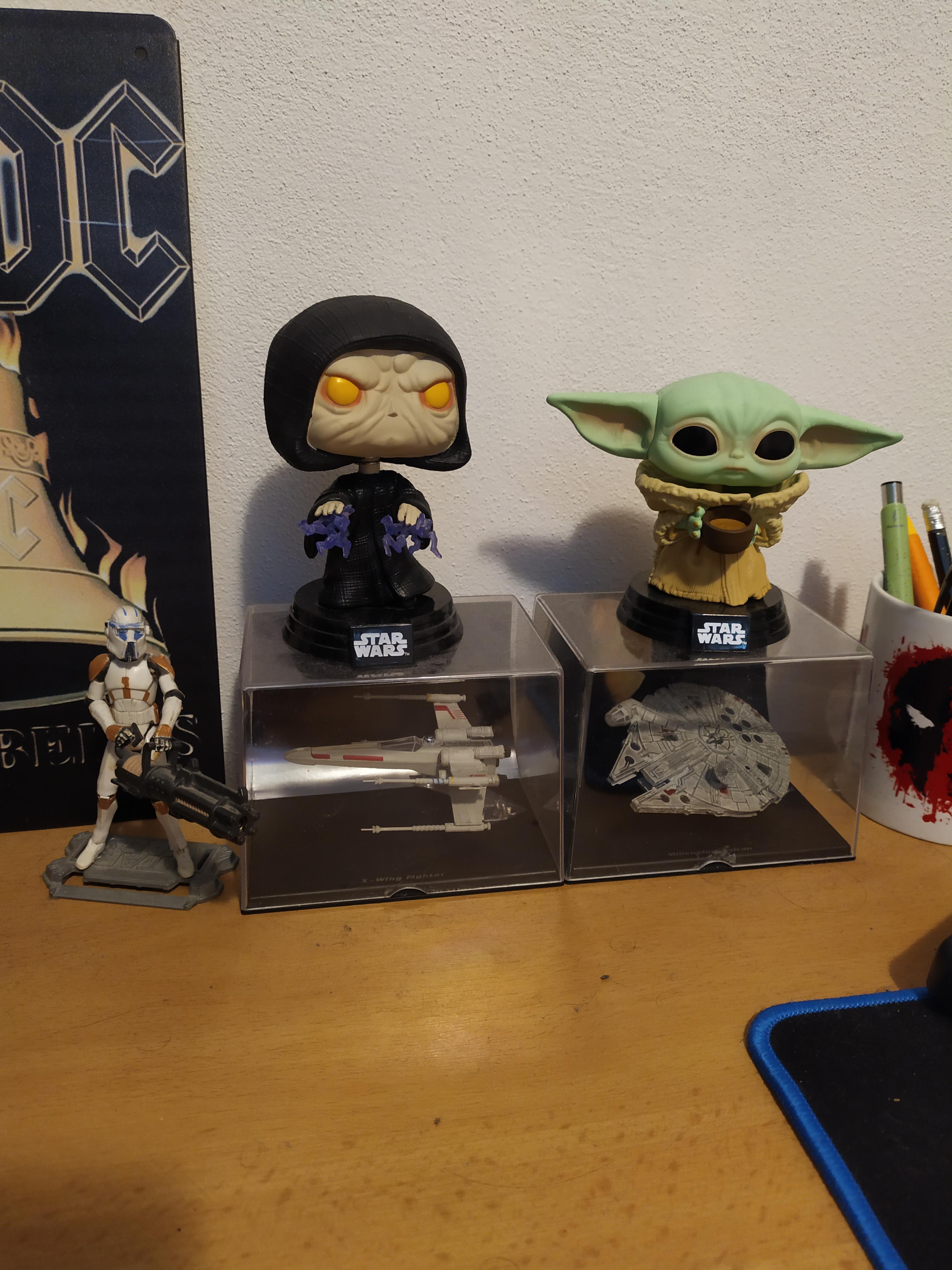 My small star wars collection | Scrolller
