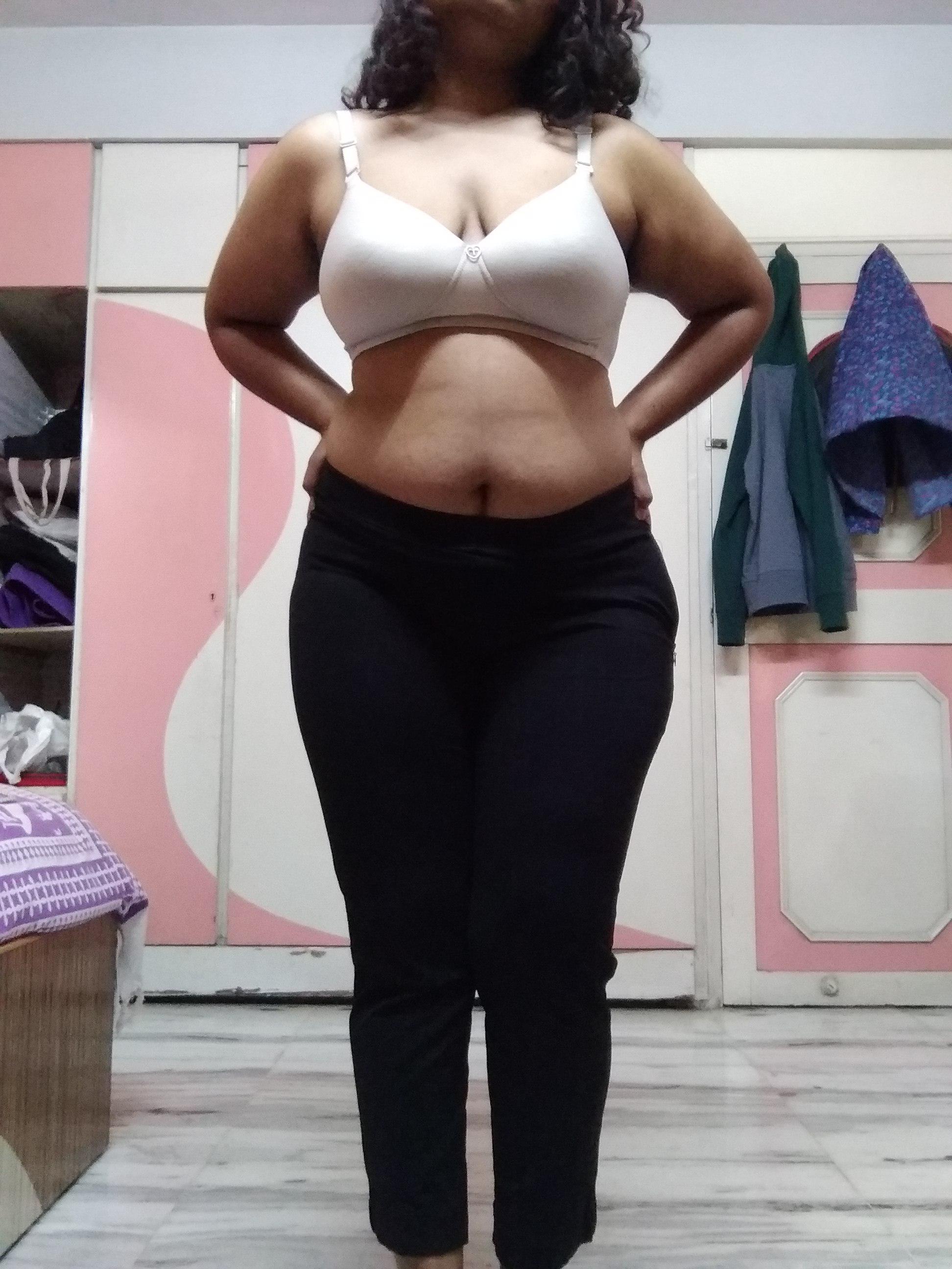 My tummy likes to hangout but its soft so I hope you'll love it too | Scrolller