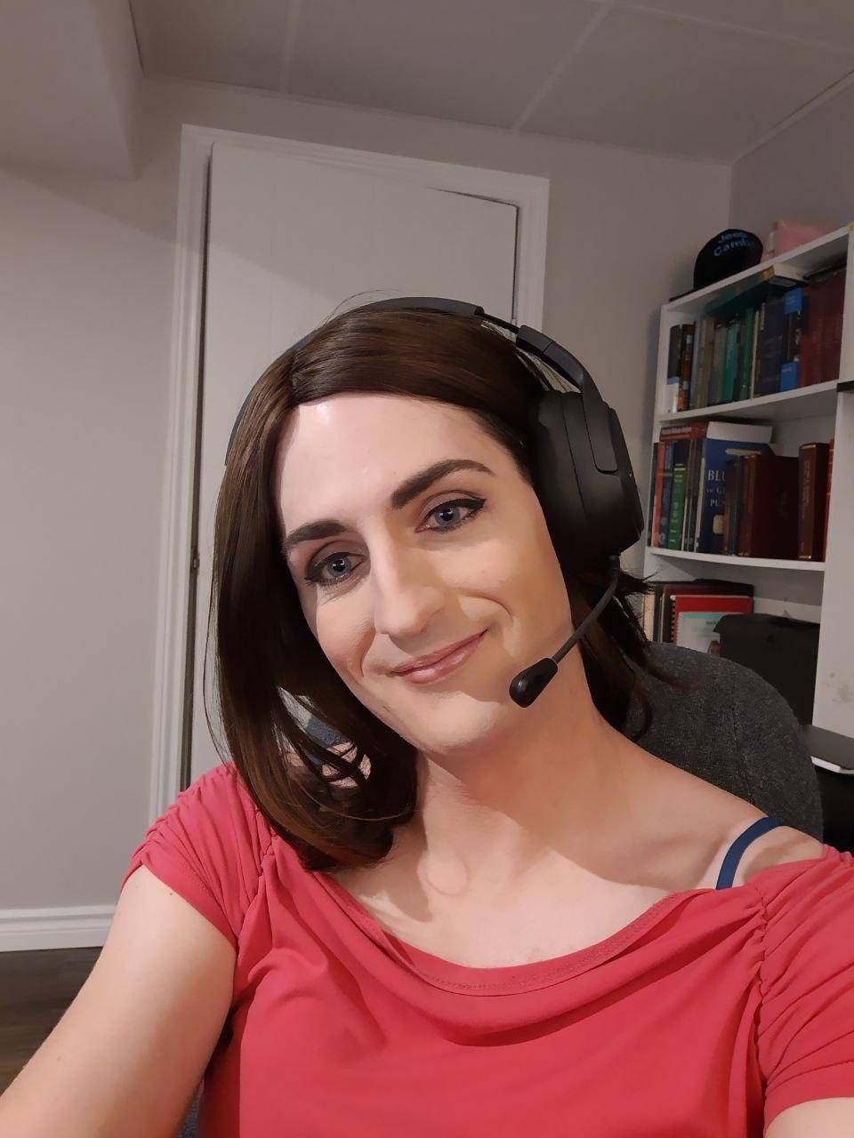 My wife offered to give me a makeover for the first time. I feel amazing tonight | Scrolller