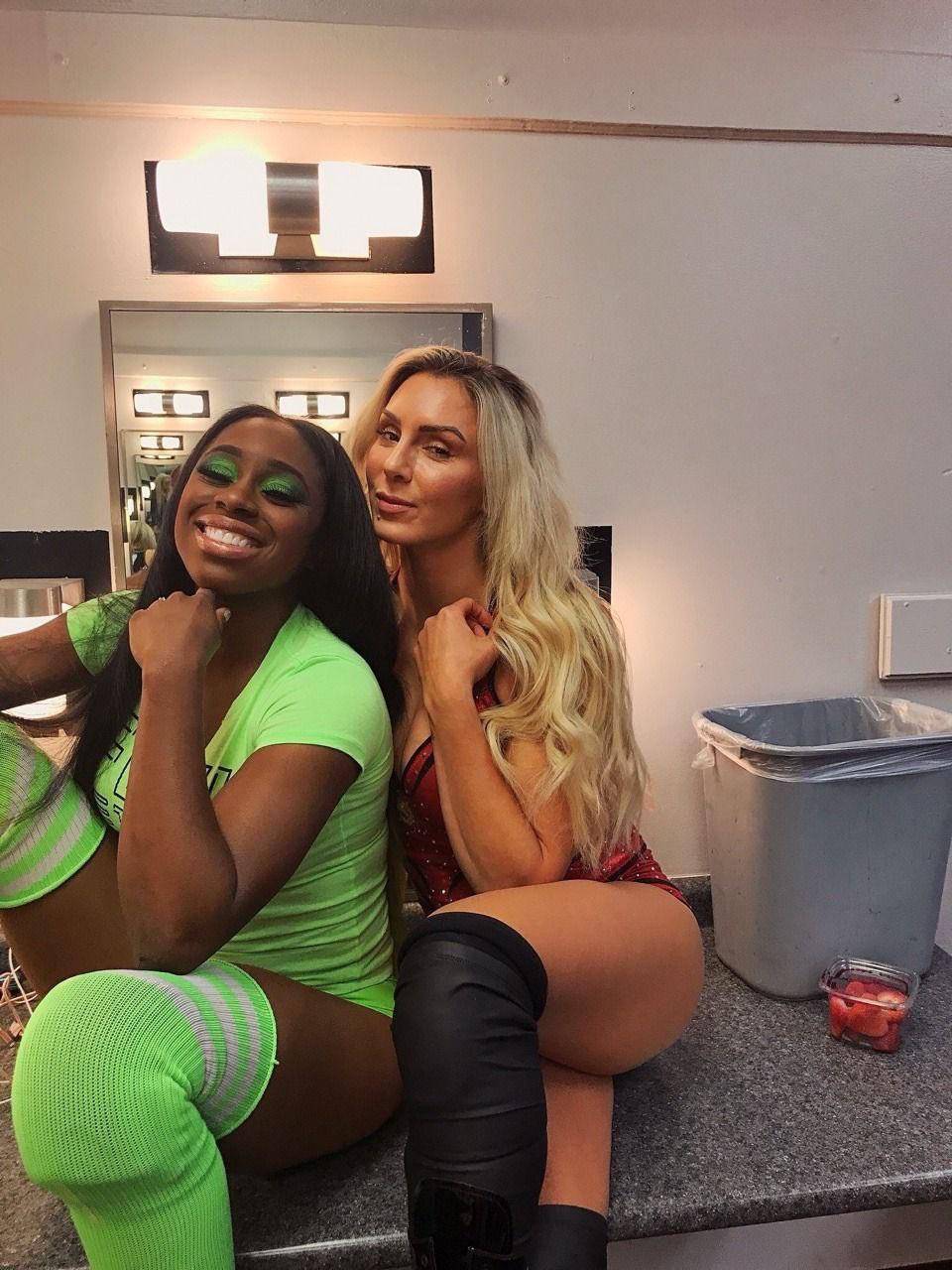 Naomi and Charlotte 👀 | Scrolller