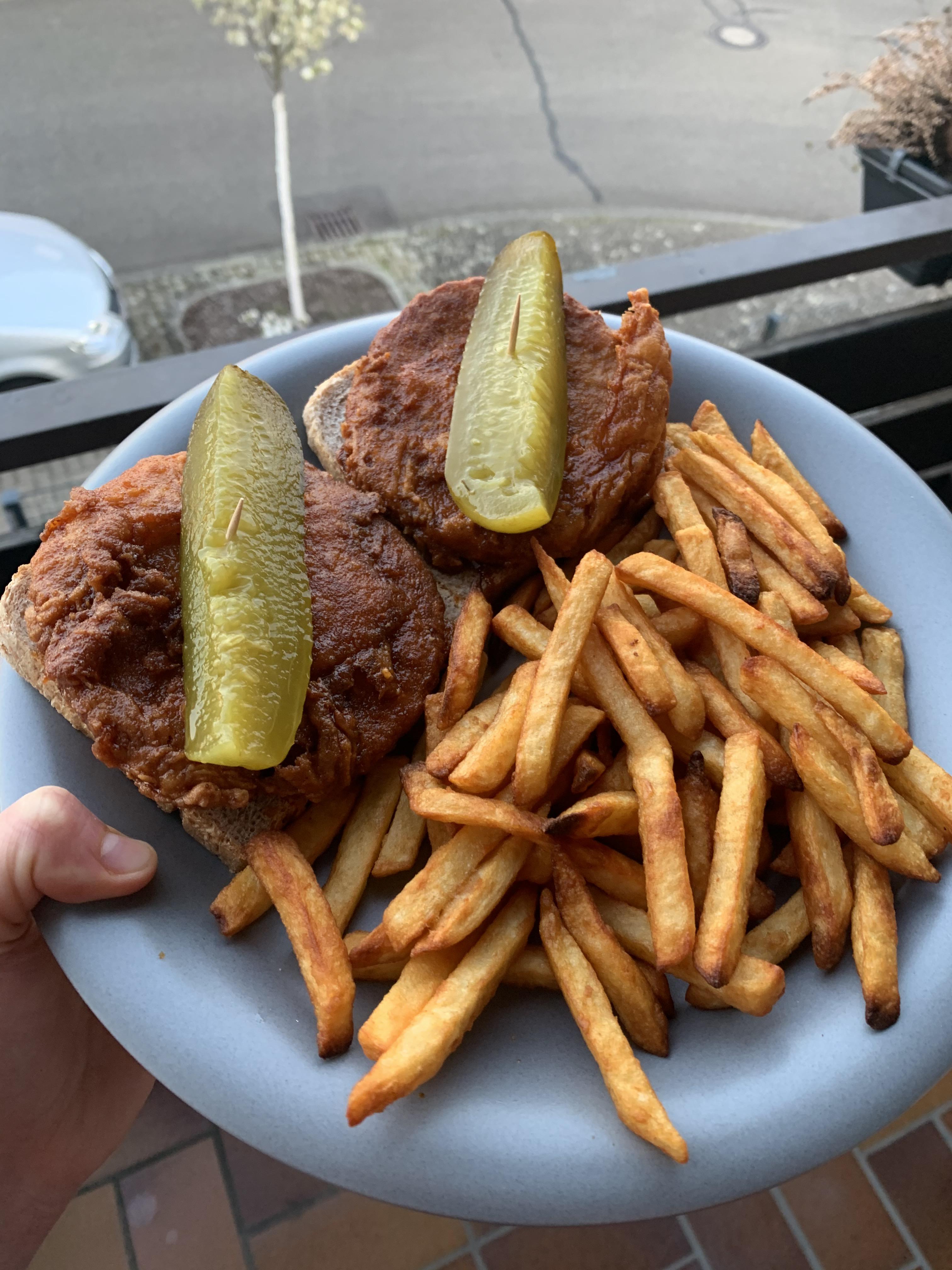 Nashville Style Hot "Chicken" | Scrolller