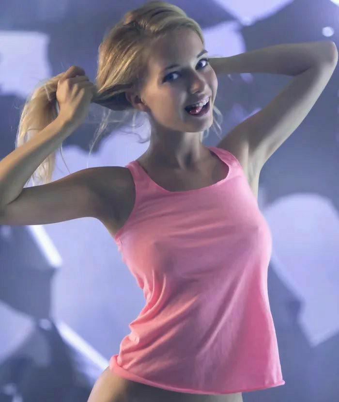 Natalia Andreeva | Scrolller