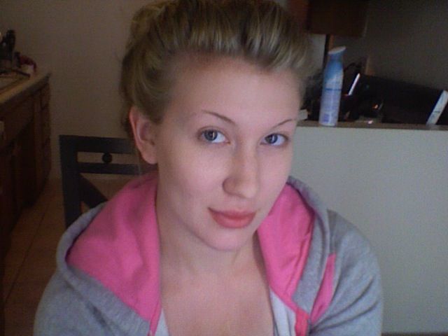 natural blonde = blonde eyelashes | Scrolller