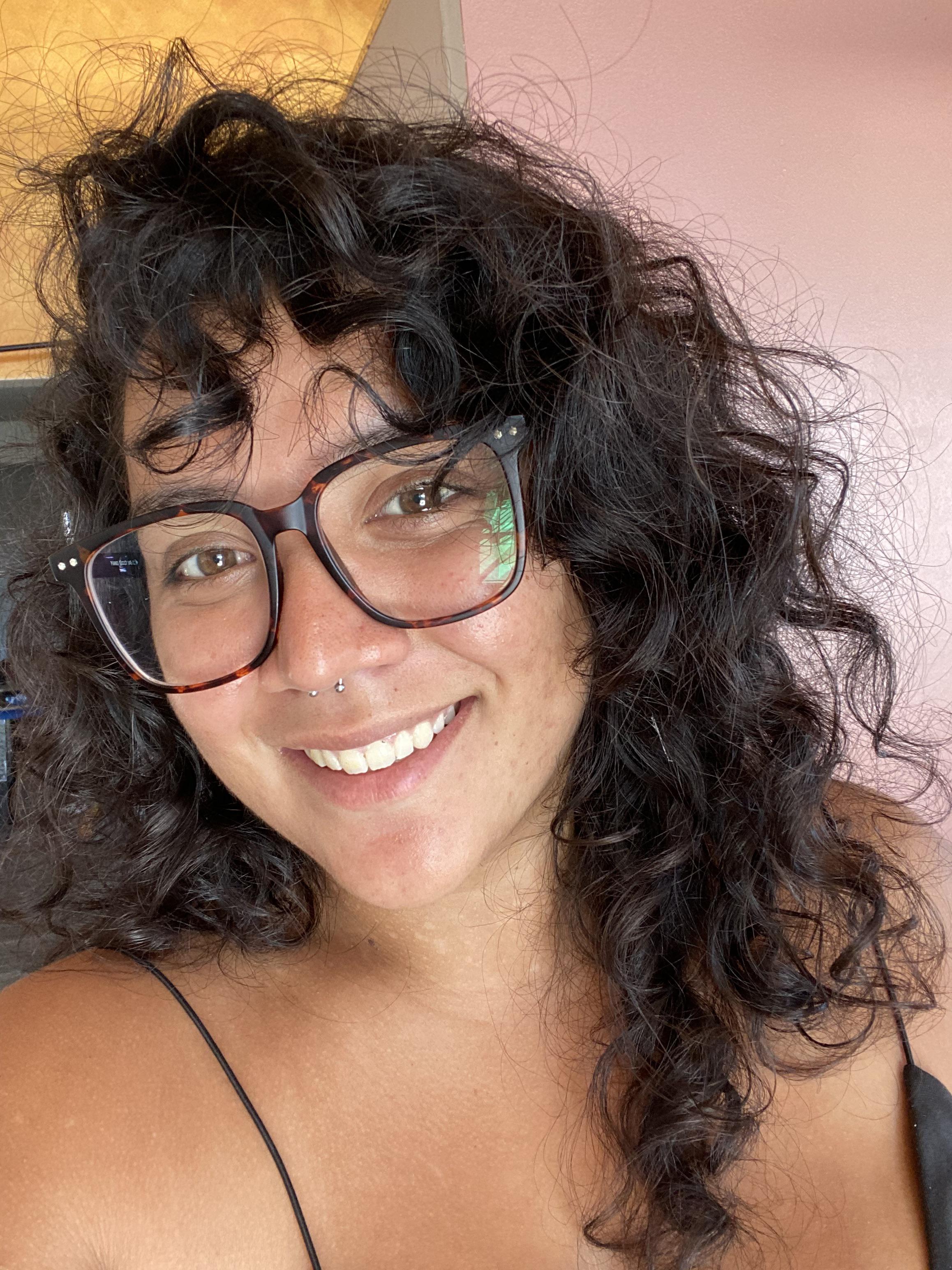 Natural curls and skin texture | Scrolller