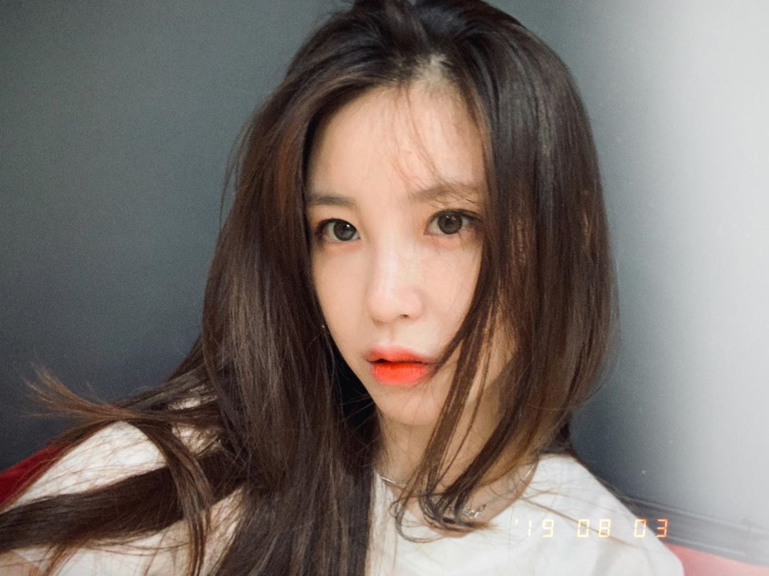 Natural-ish face | Scrolller