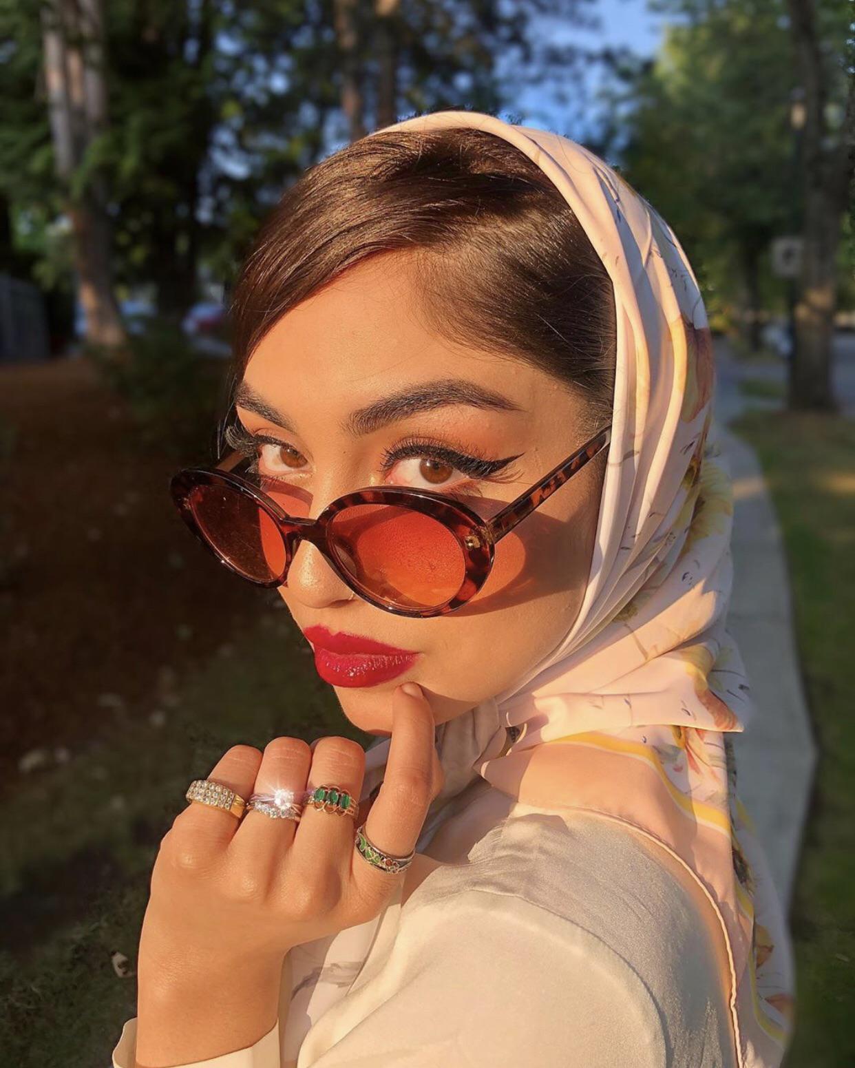 Neck breaker | Scrolller