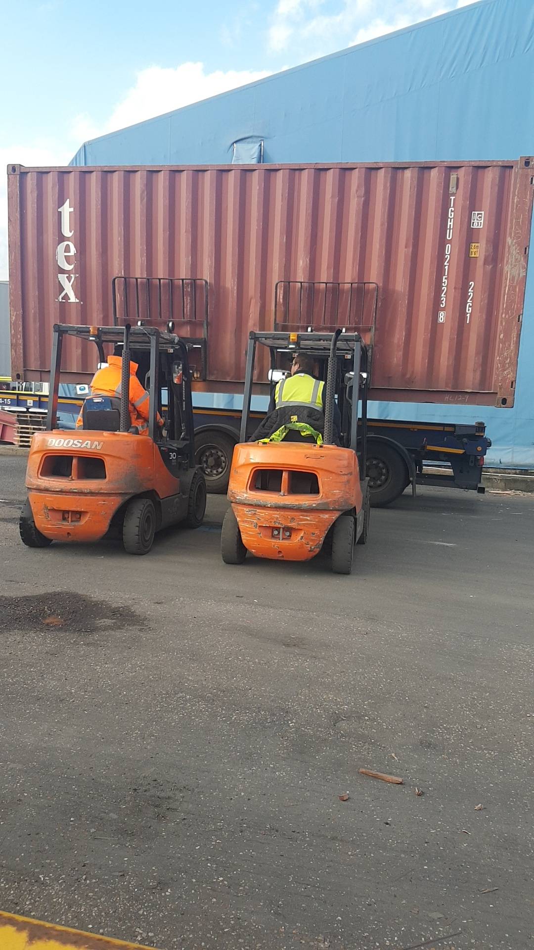 Need to move a container? | Scrolller