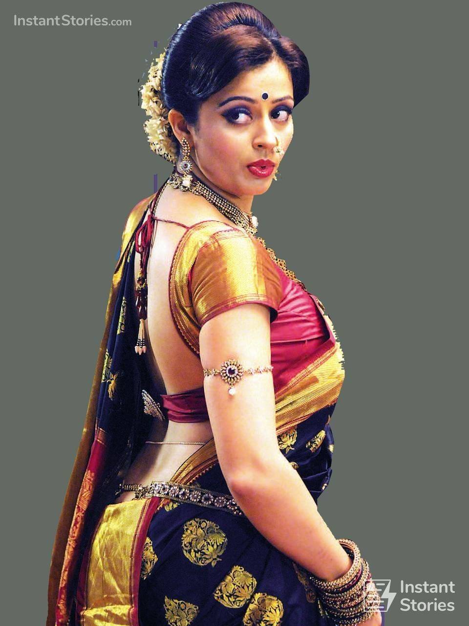 Neha Pendse Scrolller