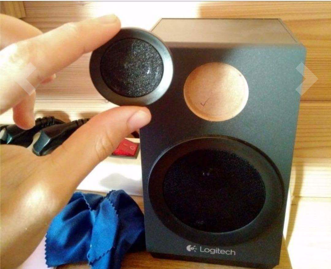 Never go full Logitech. | Scrolller