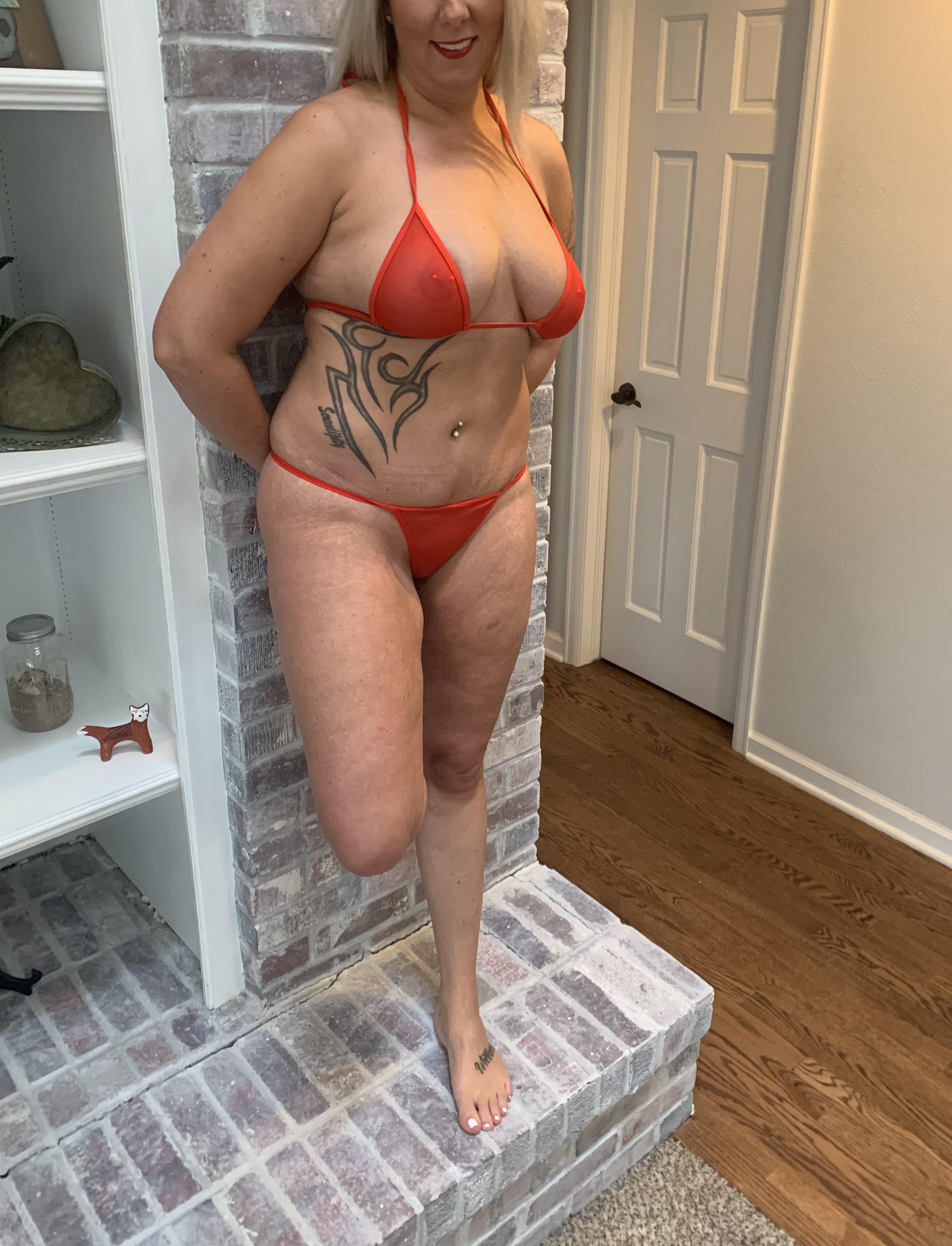 New bikini just dropped along with a photoshoot!! (45) (f) (oc) 🍆👧🏼😈🙈 | Scrolller