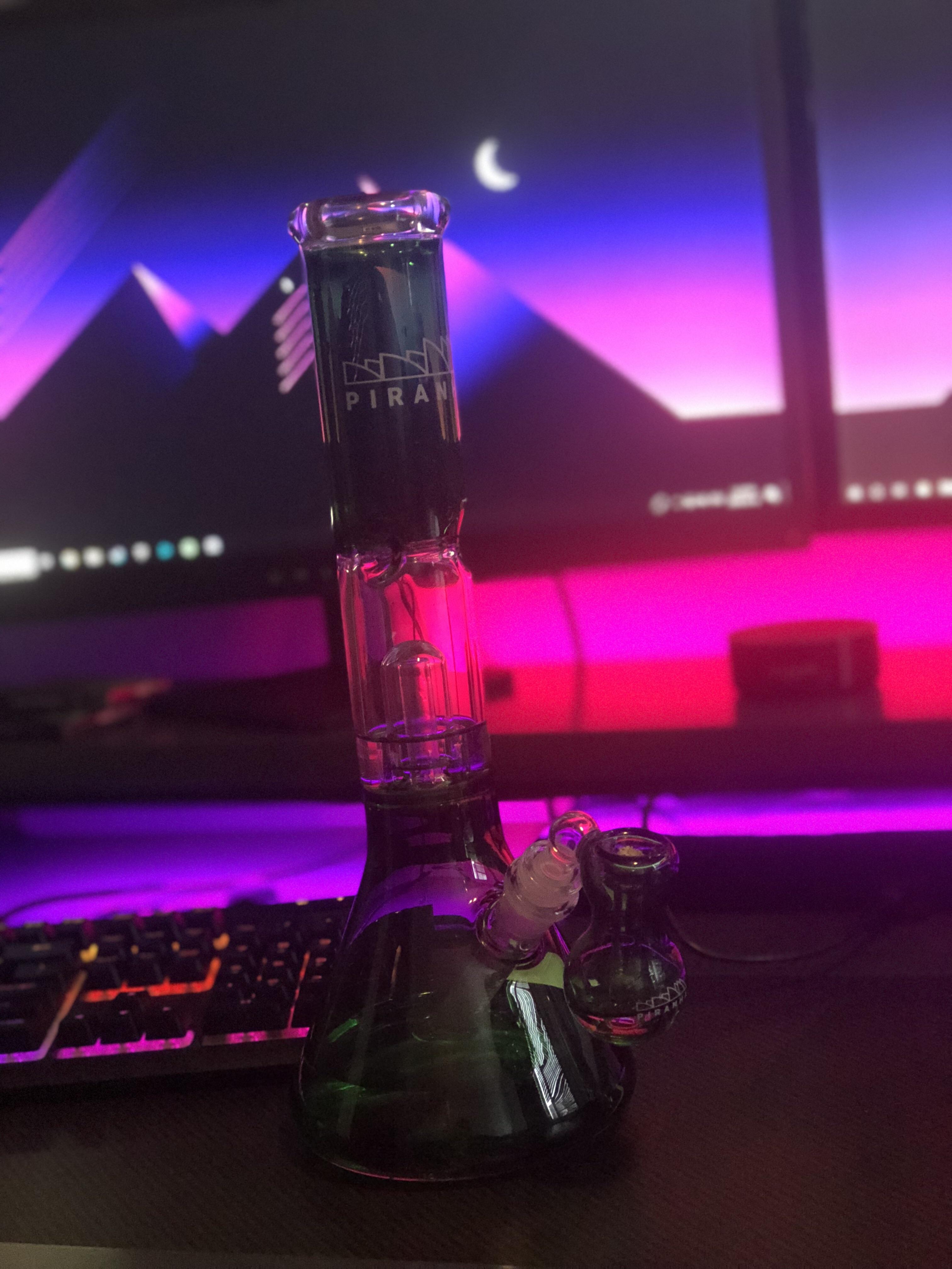 new bong, first rip gonna be great | Scrolller