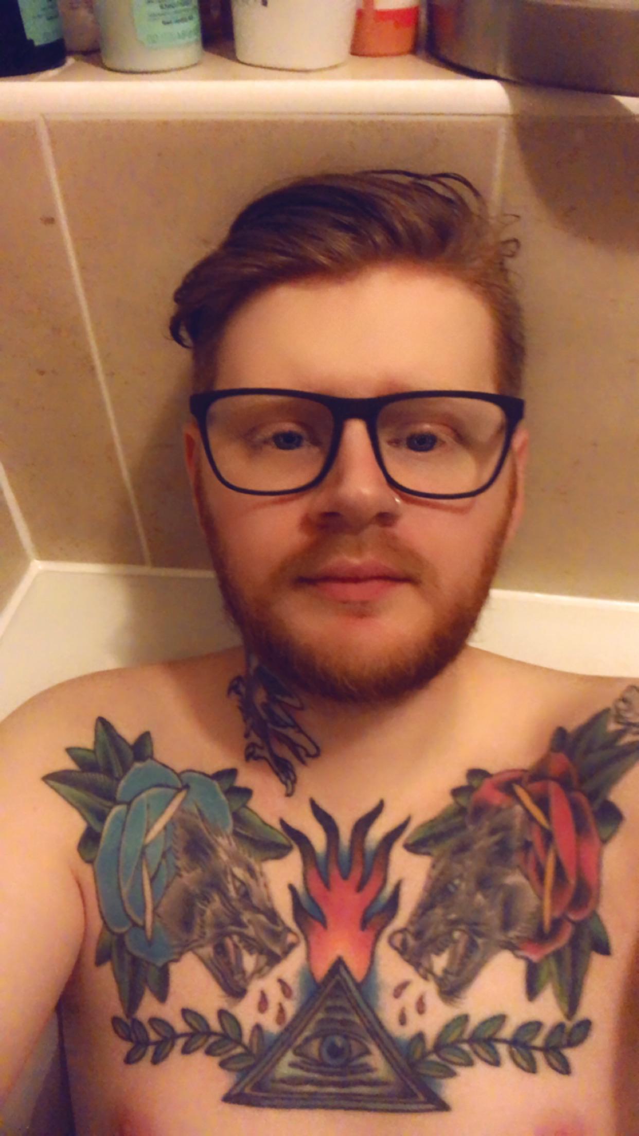 New glasses just in time to see the world end! Come say hi -pm/dm me ...