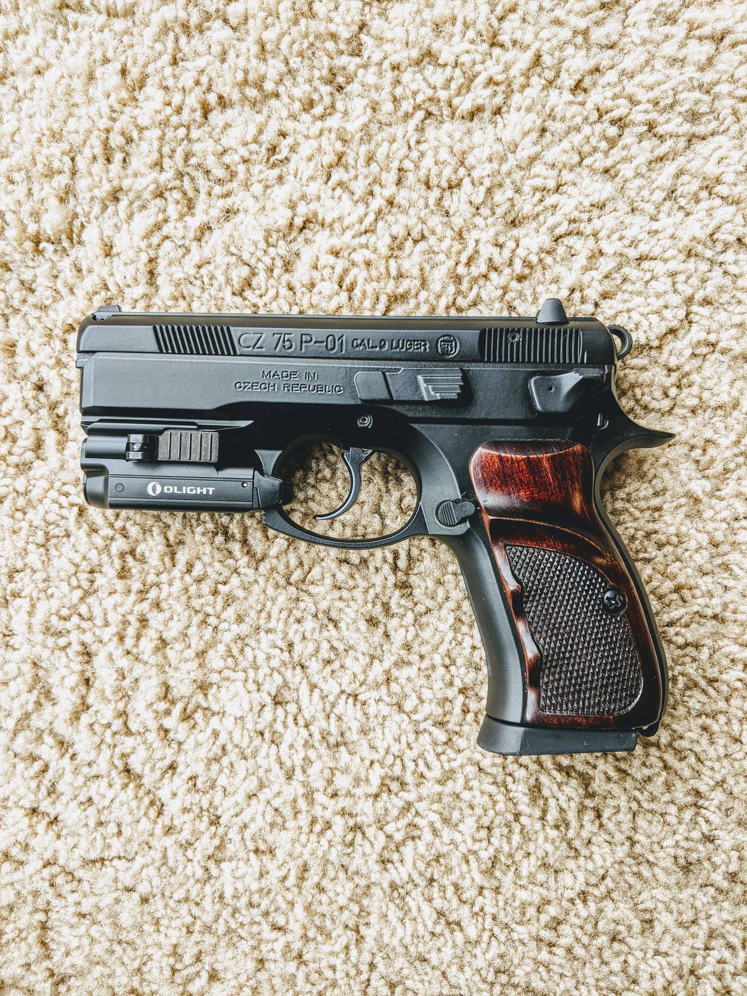 New grips for the P01 | Scrolller