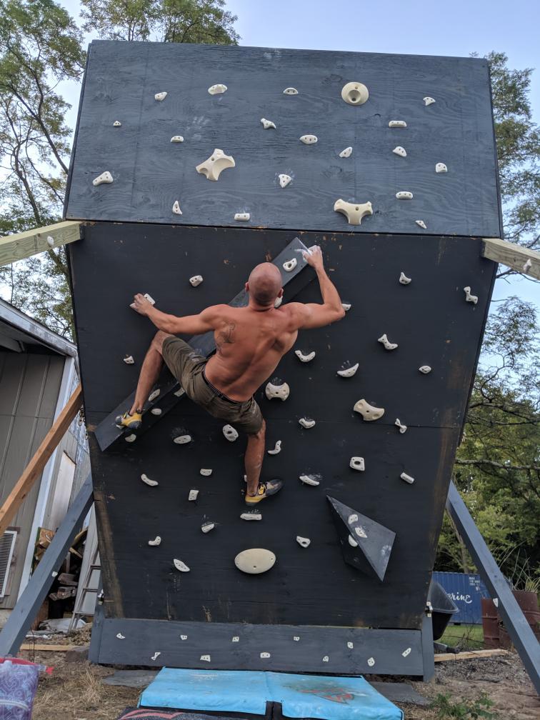 New Outdoor Wall Build | Scrolller