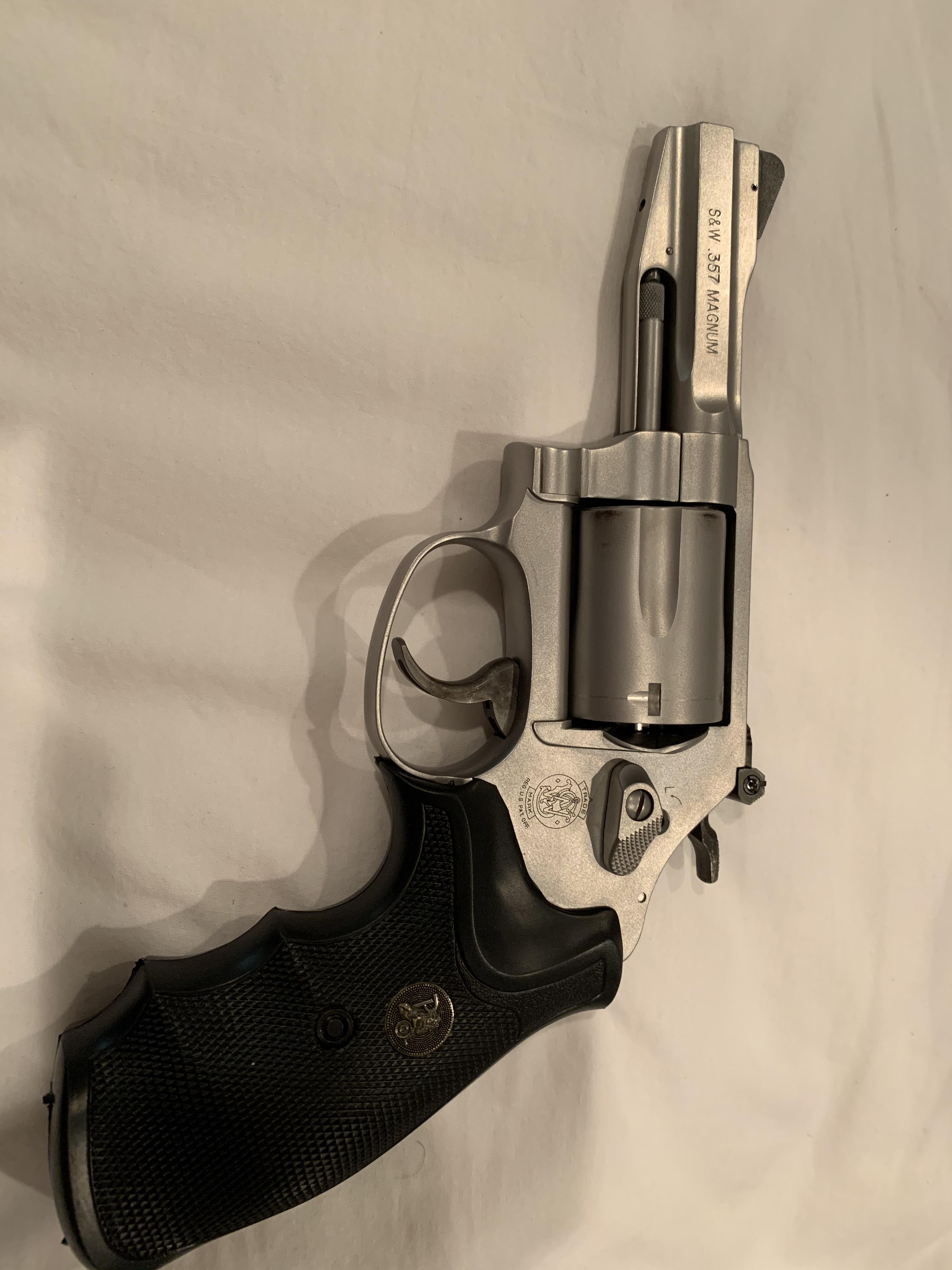 New revolver! Smith and Wesson Model 60 Pro Series | Scrolller