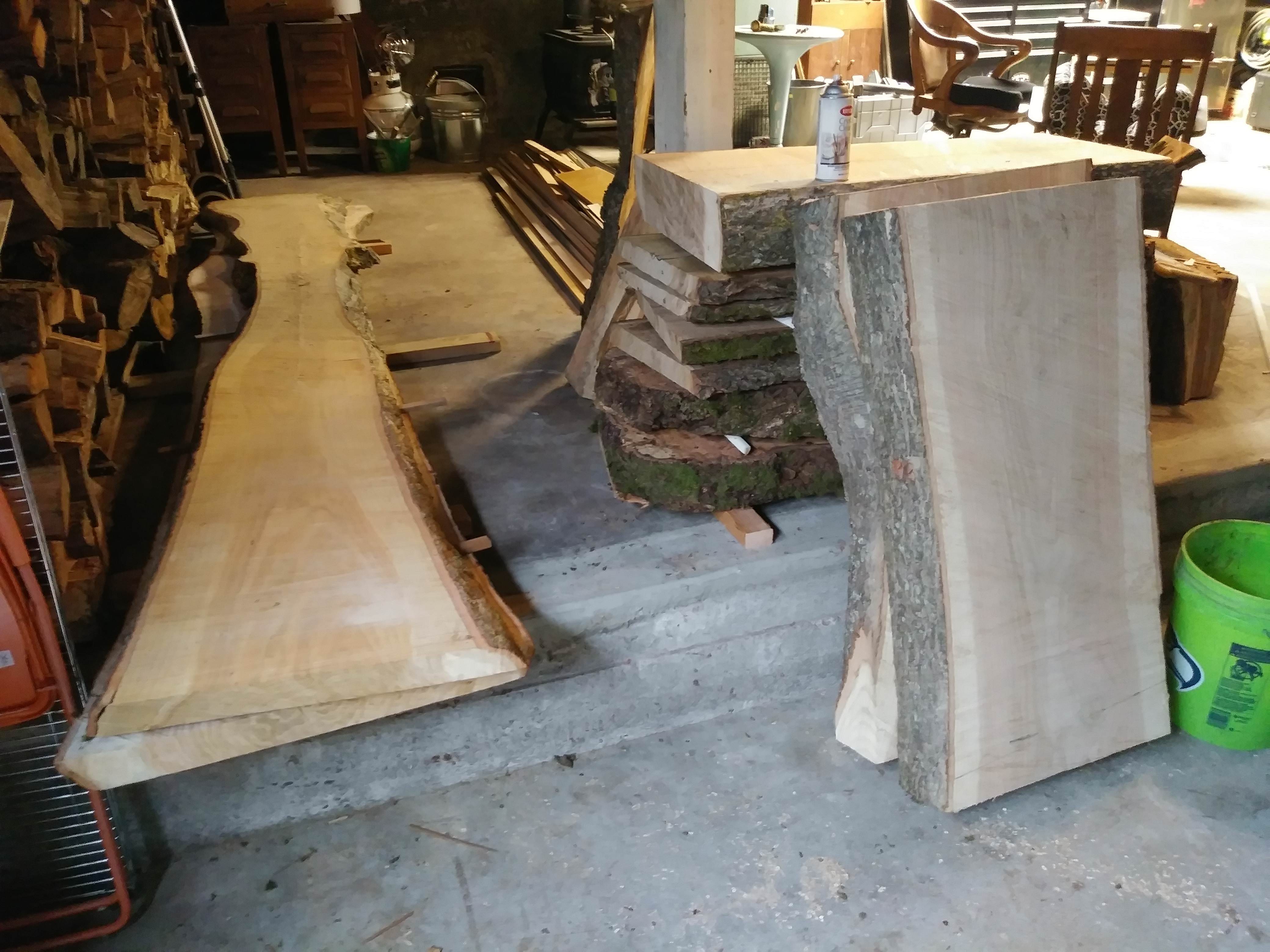 New shop work bench in the making. | Scrolller