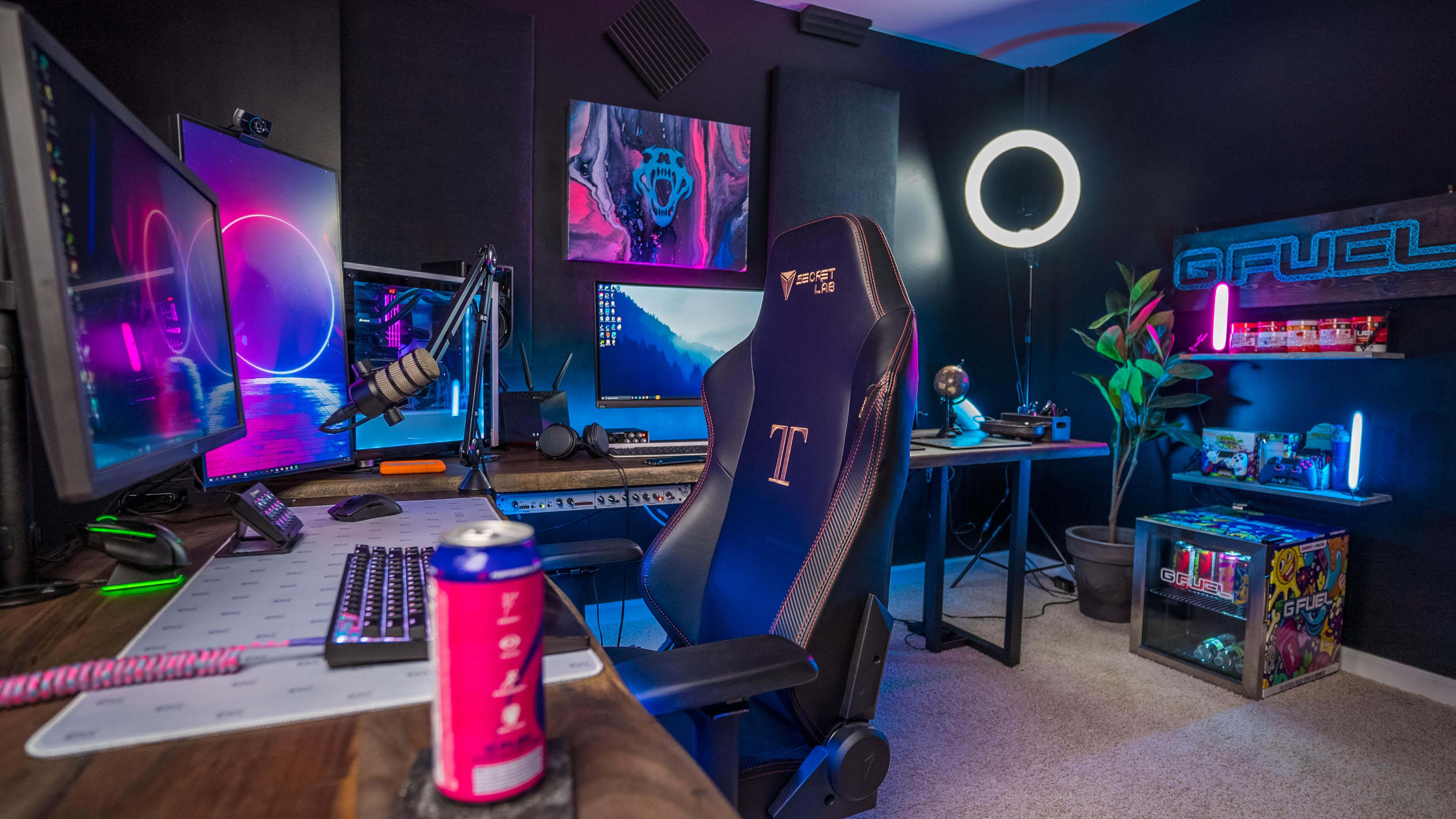 NEW STREAM SETUP! | Scrolller