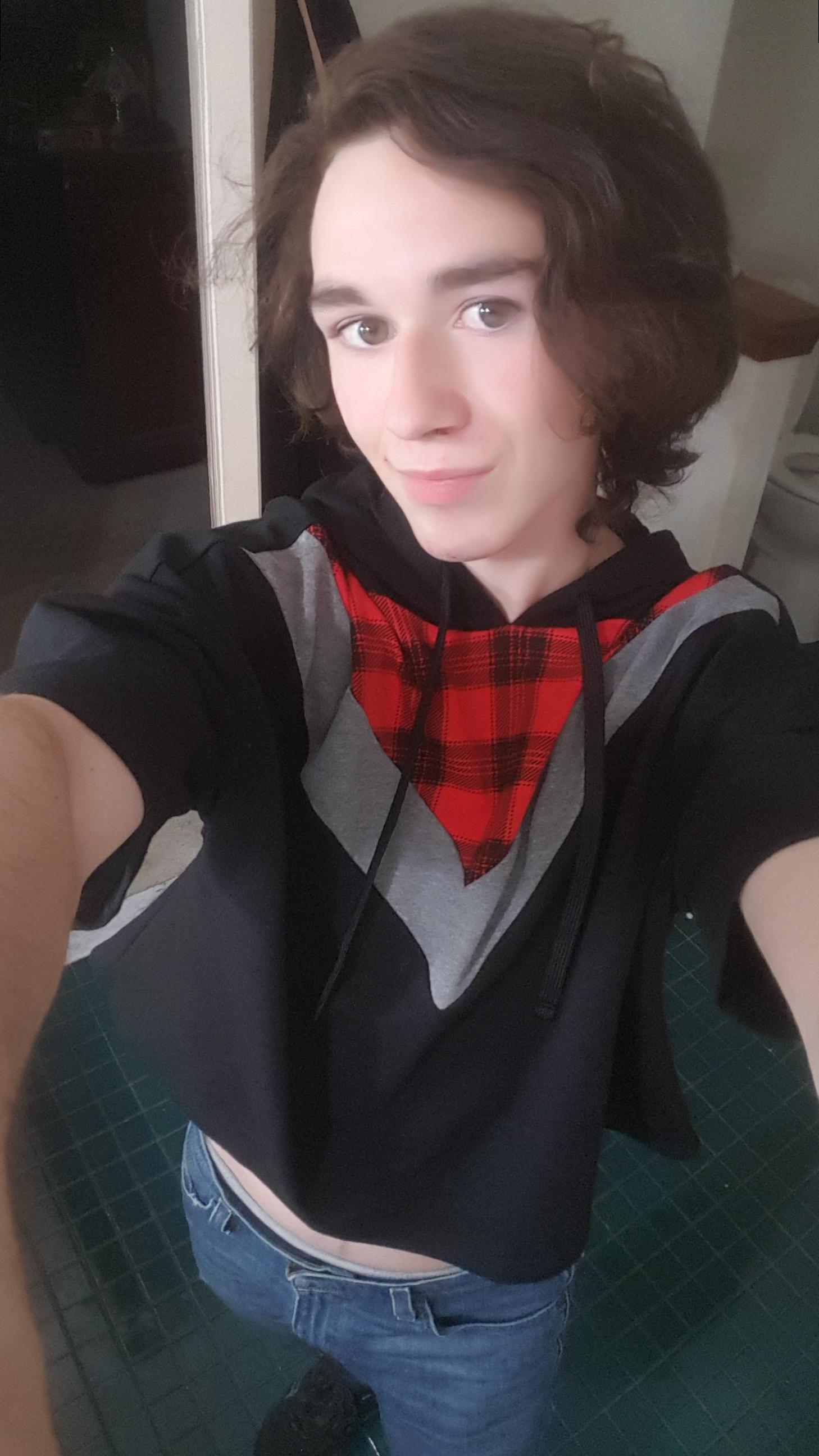 New to the femboy scene and first new shirt :) | Scrolller