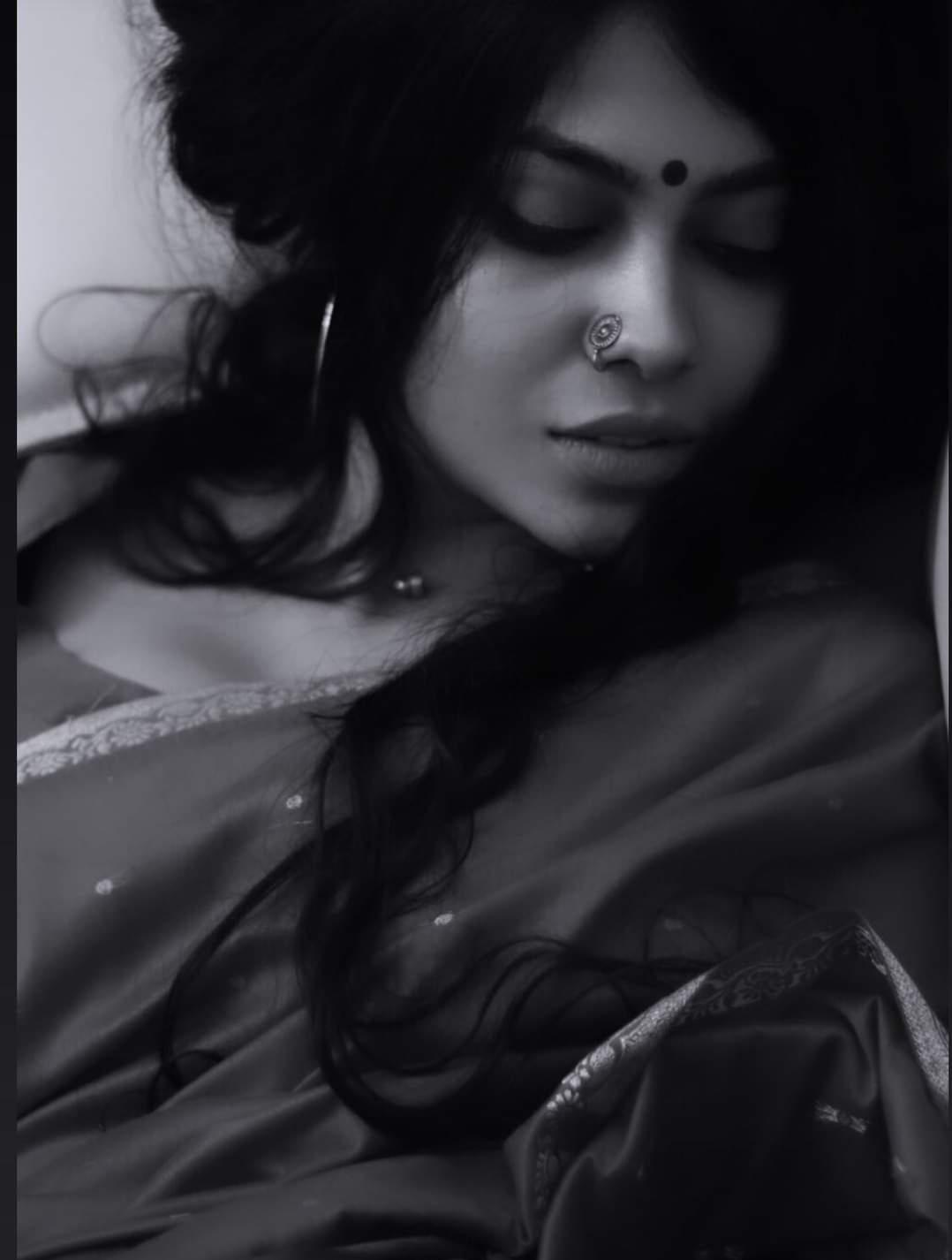 New year gift. Drop your ideas. | Scrolller