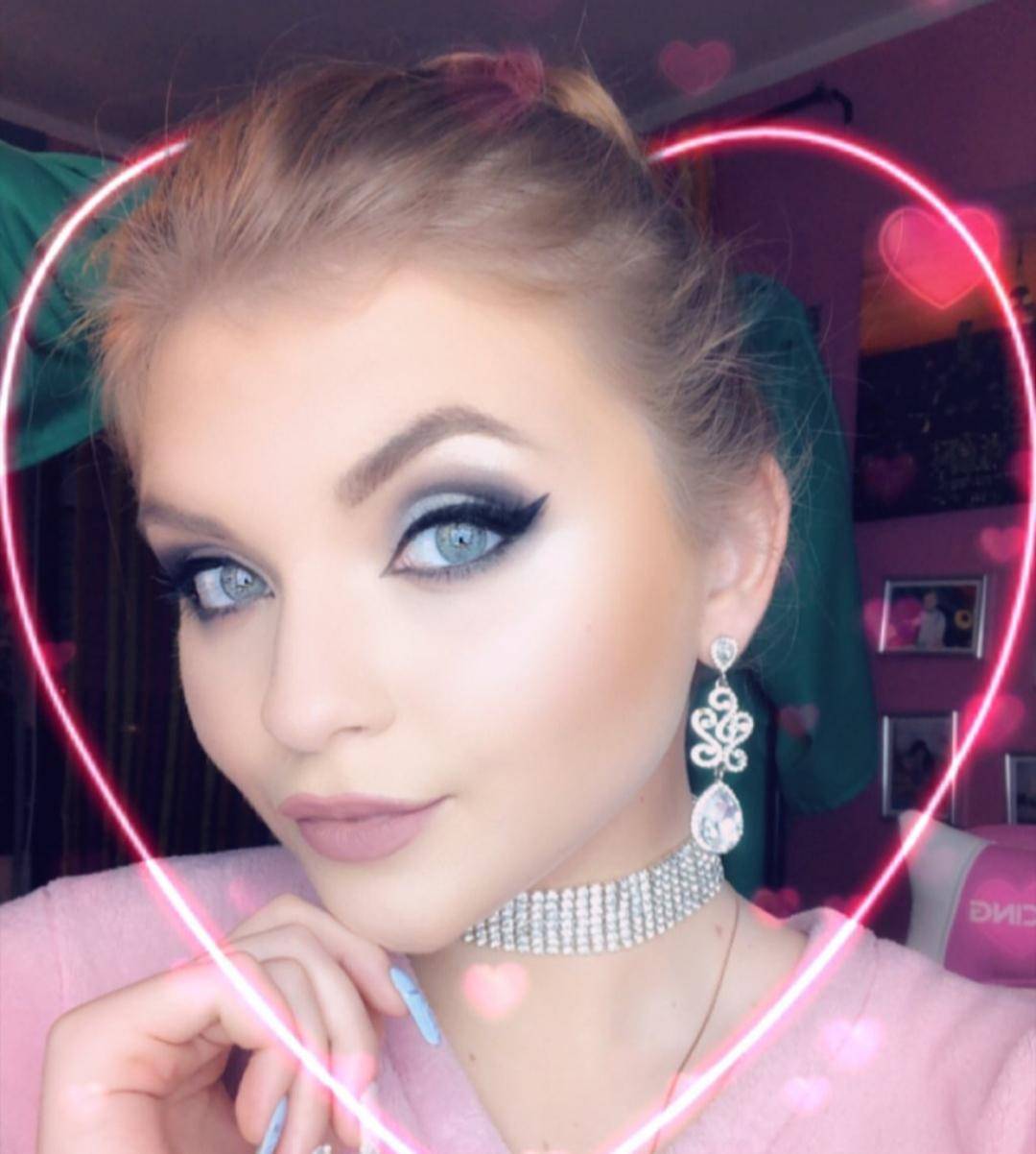 New year makeup! | Scrolller