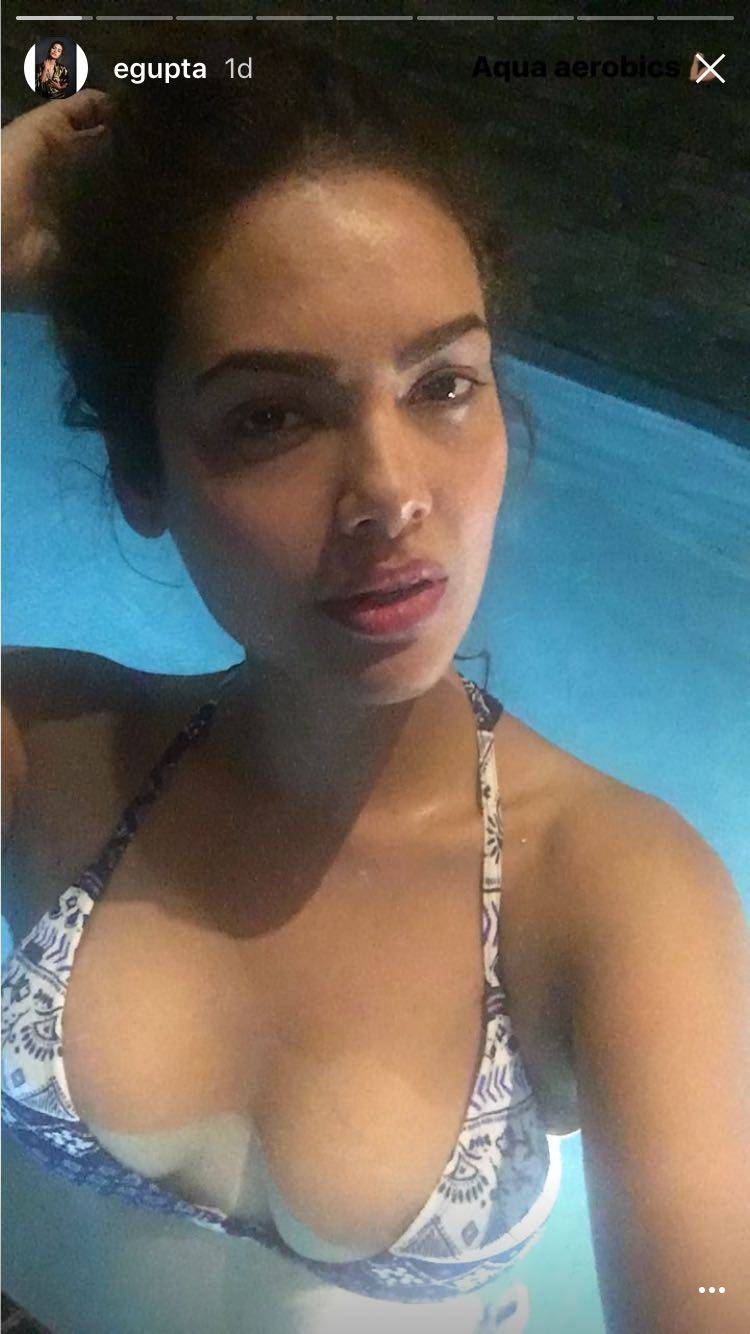 Nice cleavage | Scrolller