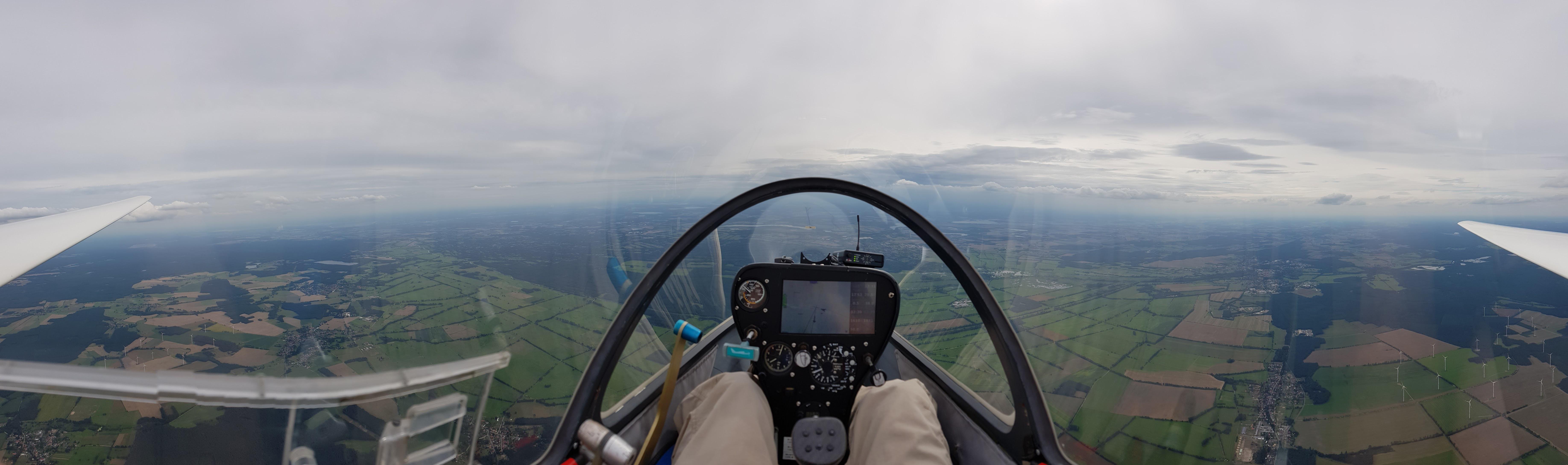 Nice panorama I made in my glider | Scrolller