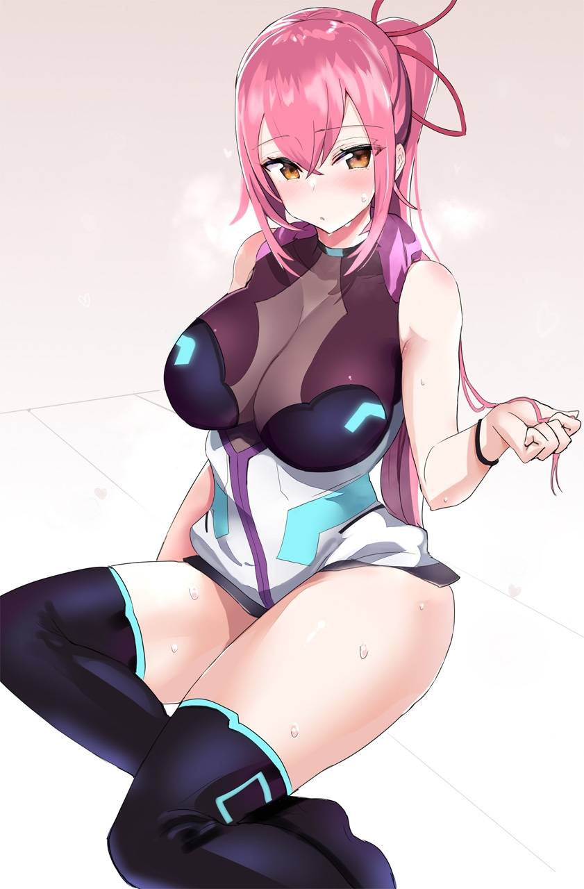 Nice Thighs [Original] | Scrolller