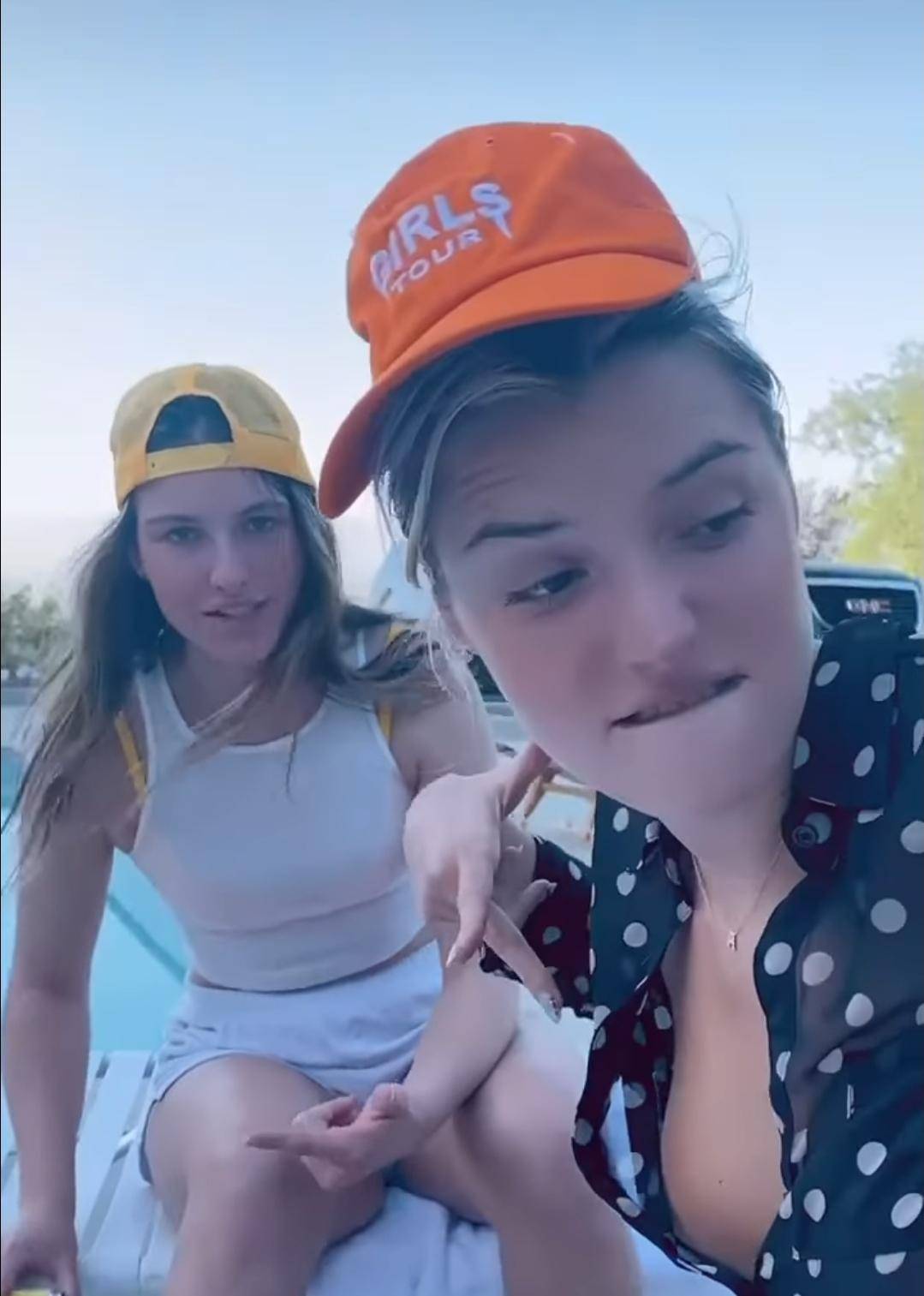 Nip slip | Scrolller