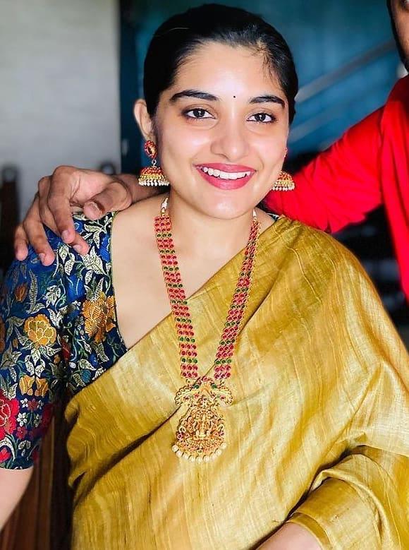 Nivetha Thomas | Scrolller