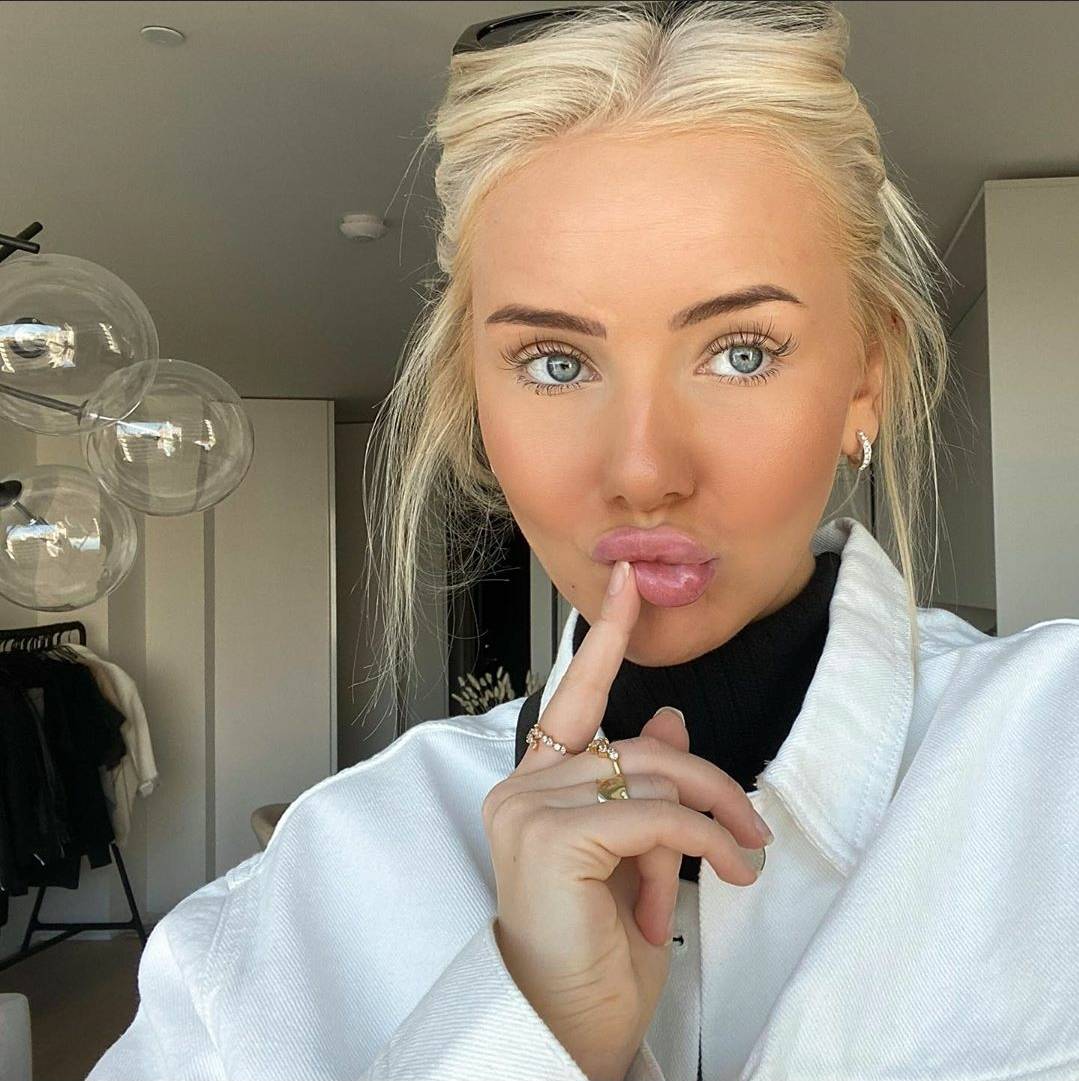 No caption needed | Scrolller