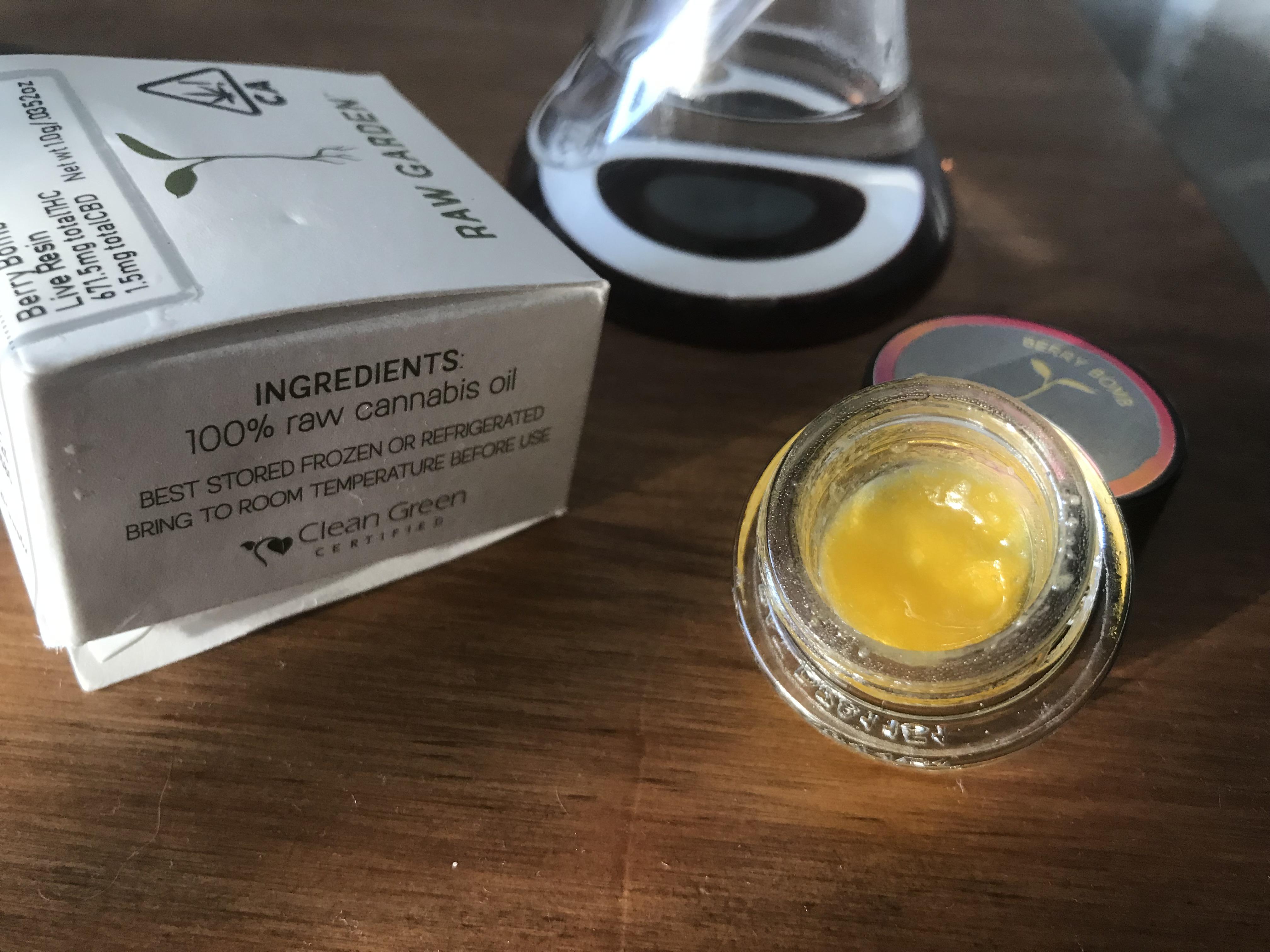 Nothing like cracking open a cold one on a Sunday 🍇 | Scrolller