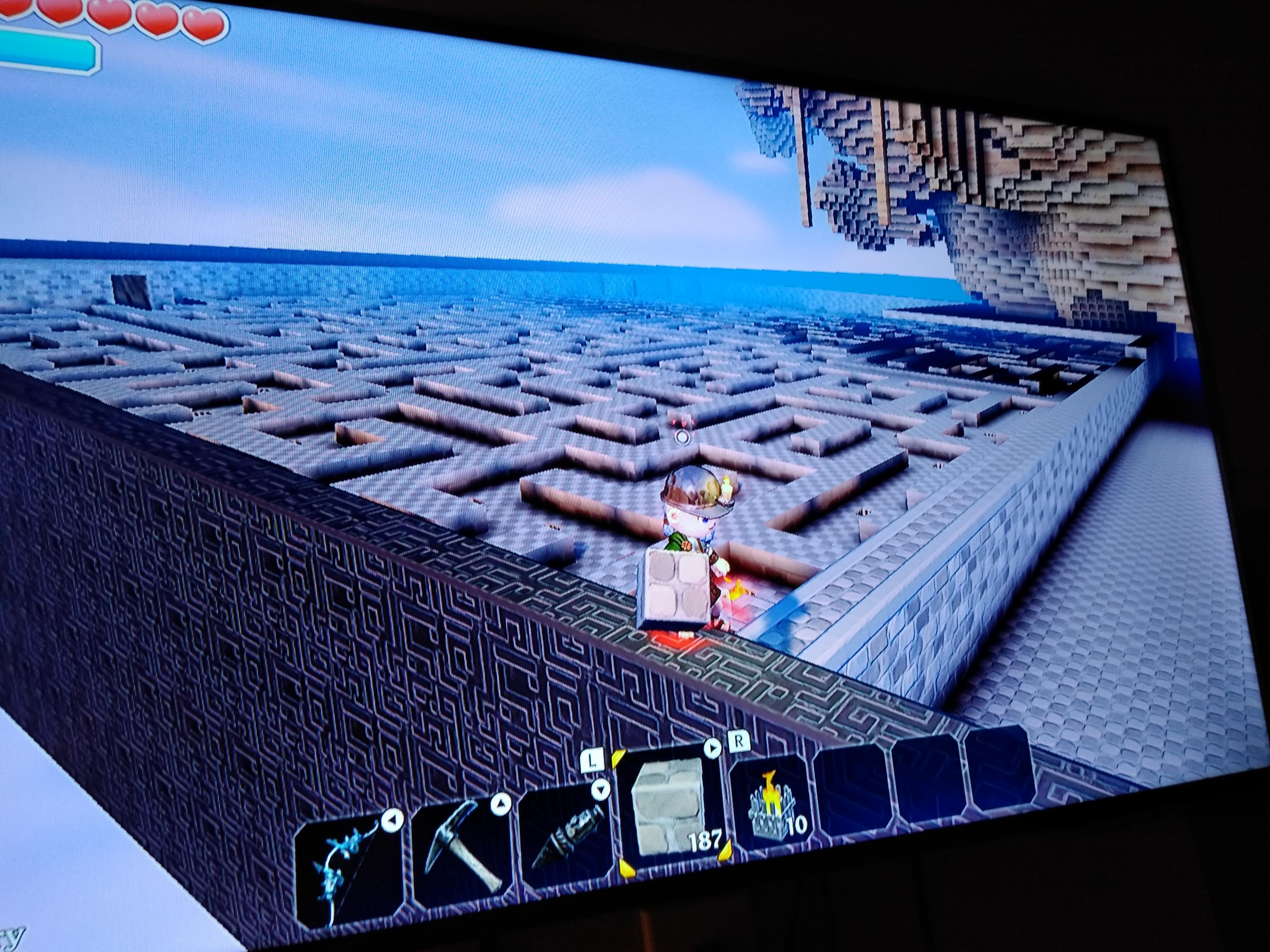 Now working on the labyrinth | Scrolller