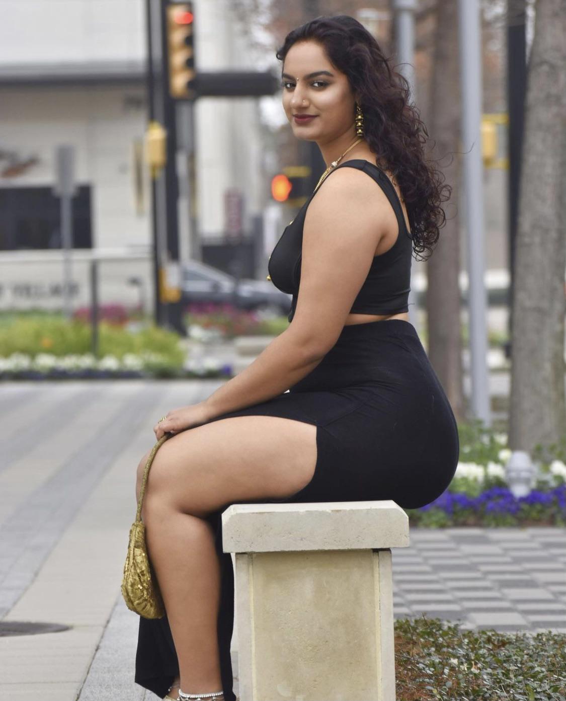 NRI chicks carry a Vibe | Scrolller