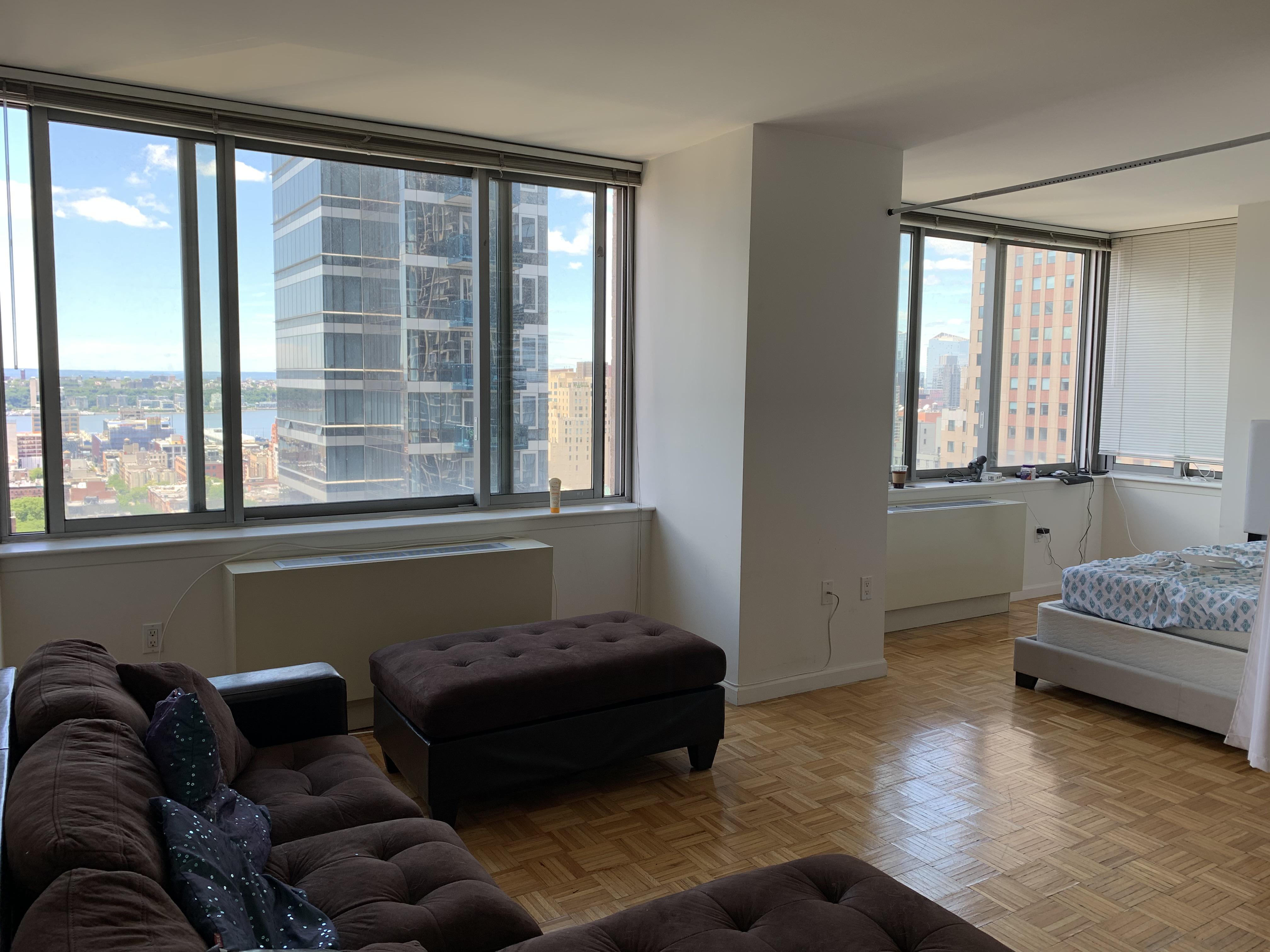 NYC Studio; starting from scratch | Scrolller