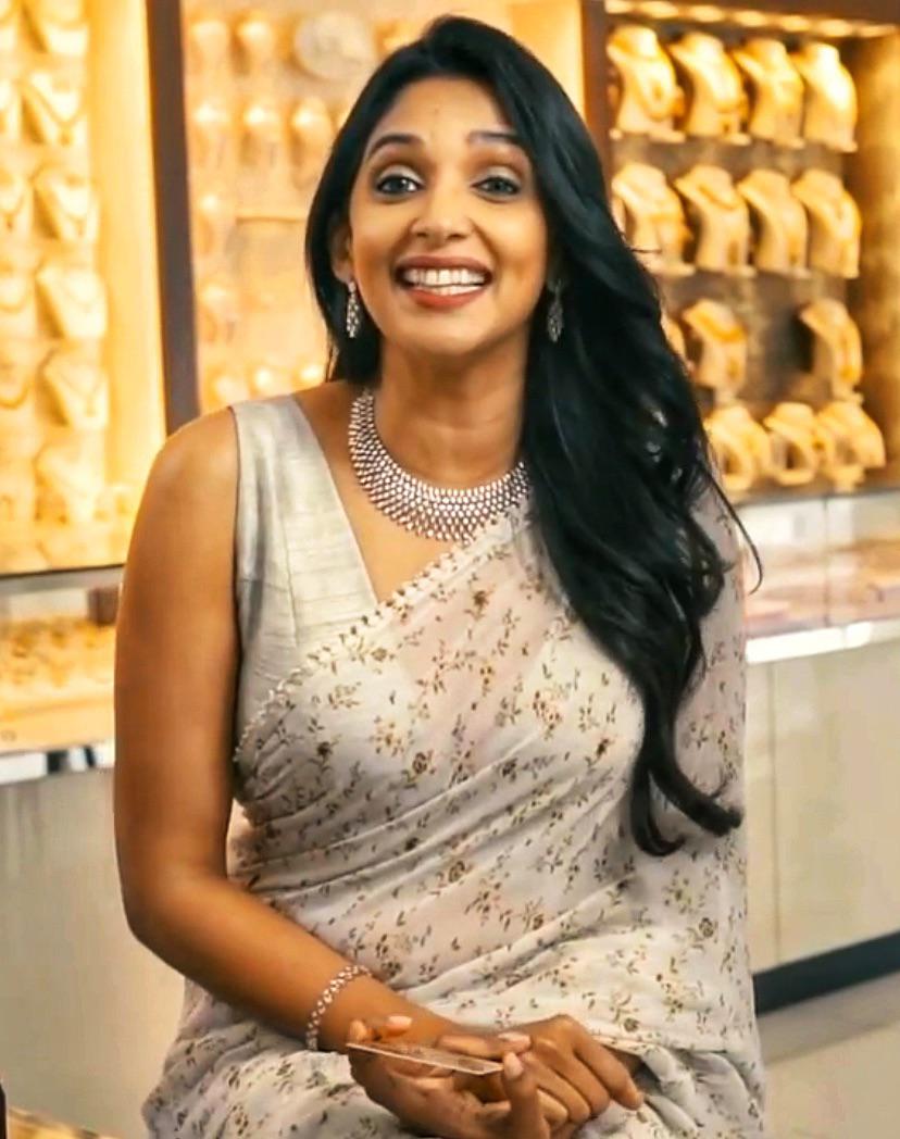 Nyla😍 | Scrolller