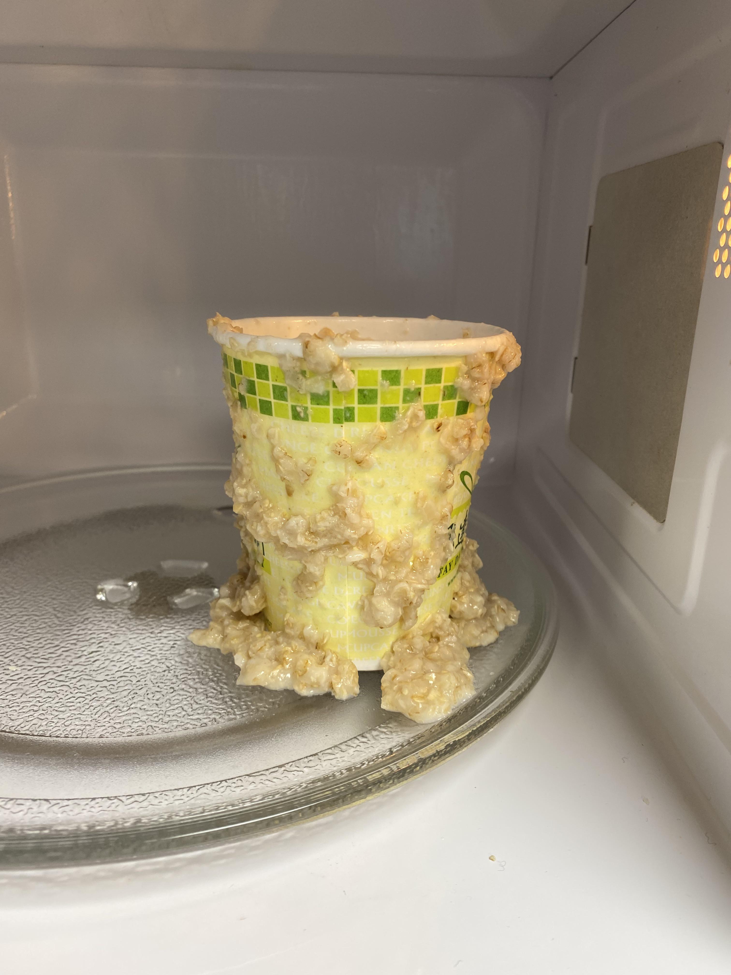 Oatmeal overflow | Scrolller