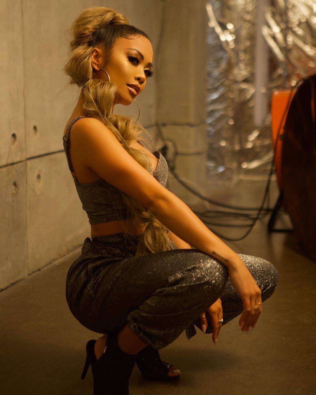 Obsession 2 | Scrolller