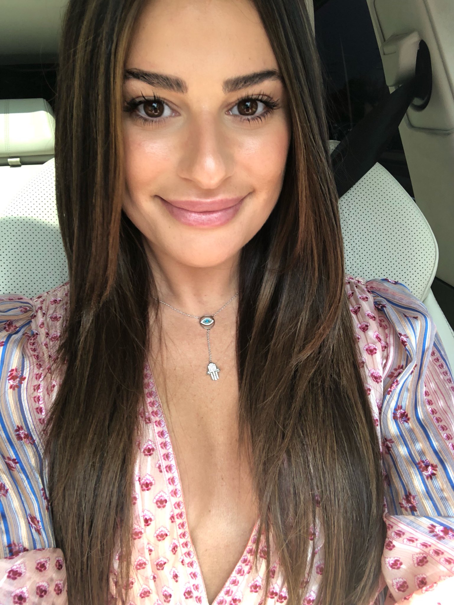 Oh, hi 🌸 | Scrolller