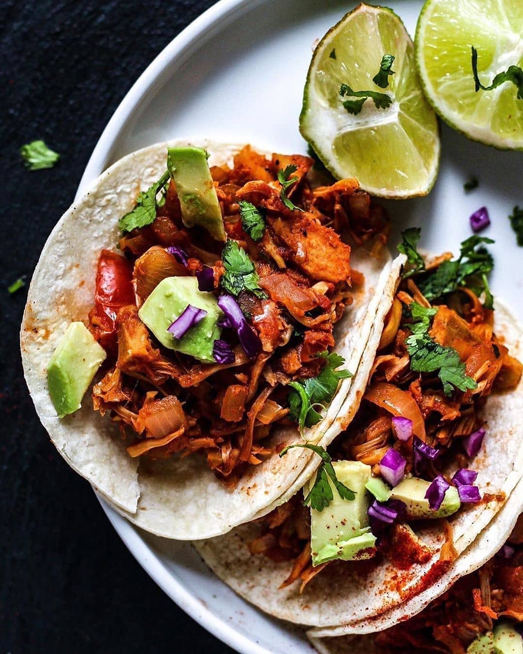 Oil-free spicy jackfruit tacos | Scrolller