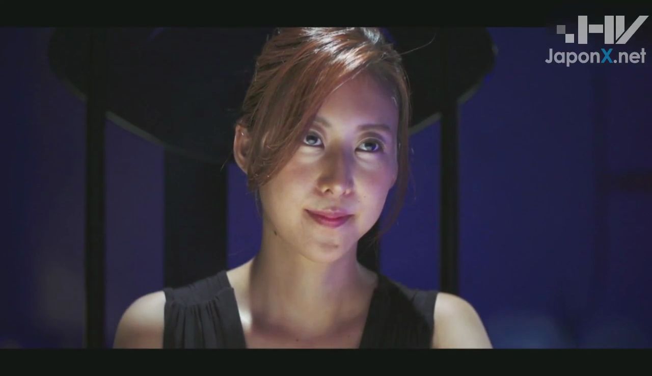 Ok she has an amazing body, but don't forget her eyes (such charisma) | Scrolller