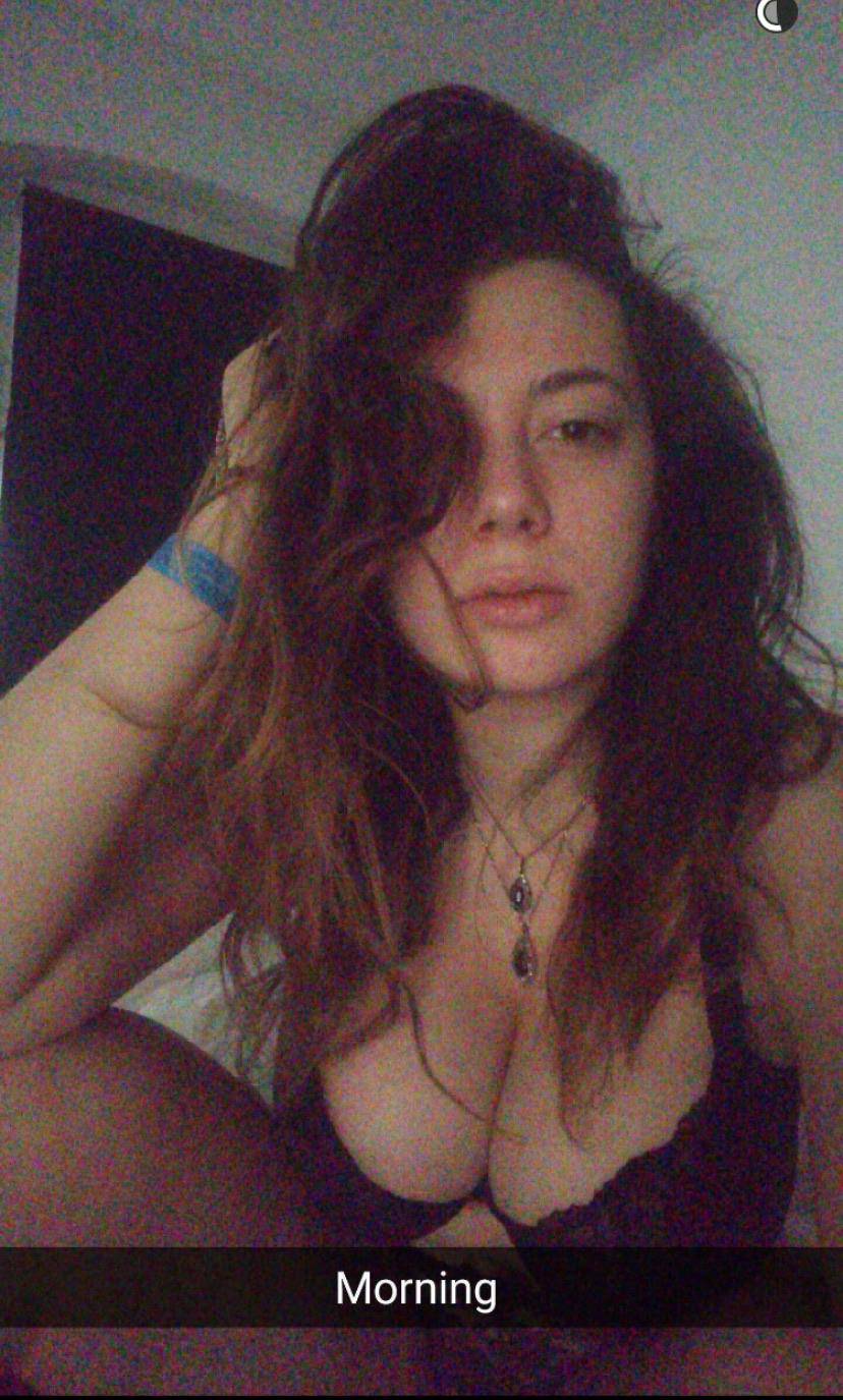 Old snap with straight hair | Scrolller